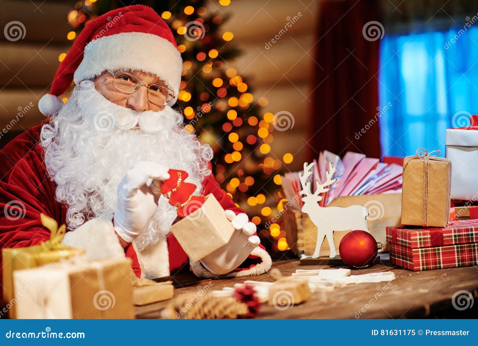Getting Ready for Christmas Stock Image - Image of year, december: 81631175