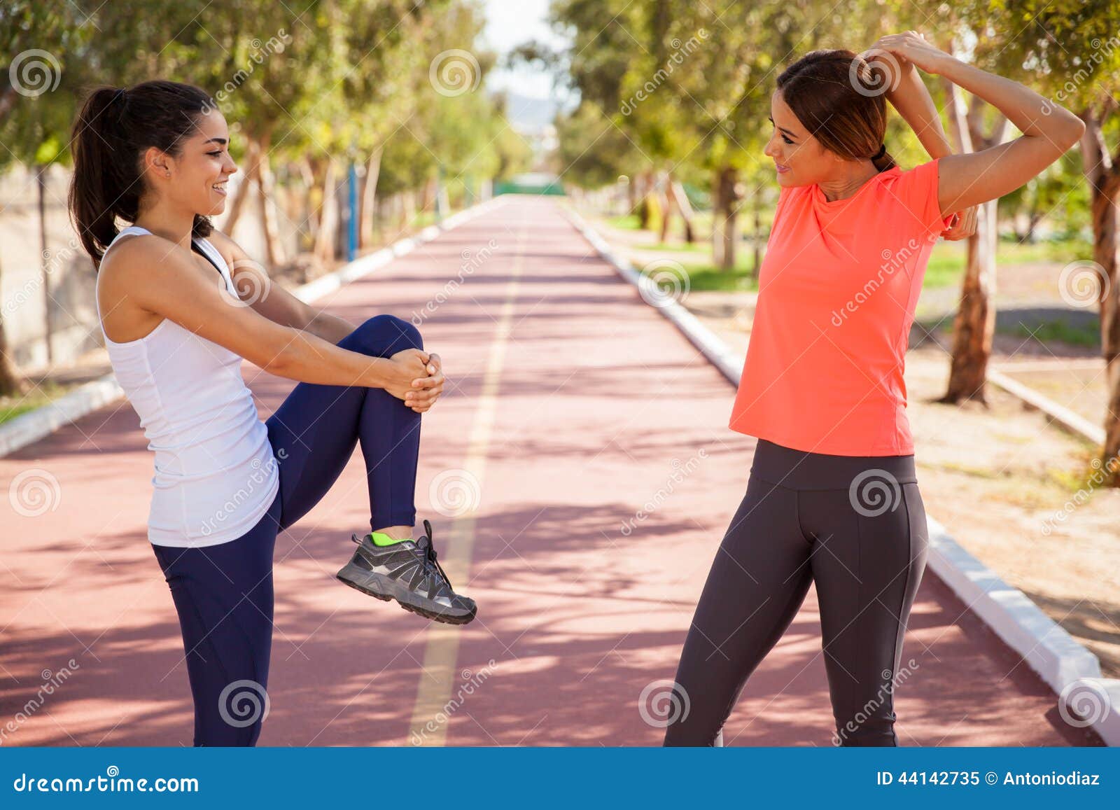 Getting ready for a run stock image. Image of outfit - 44142735