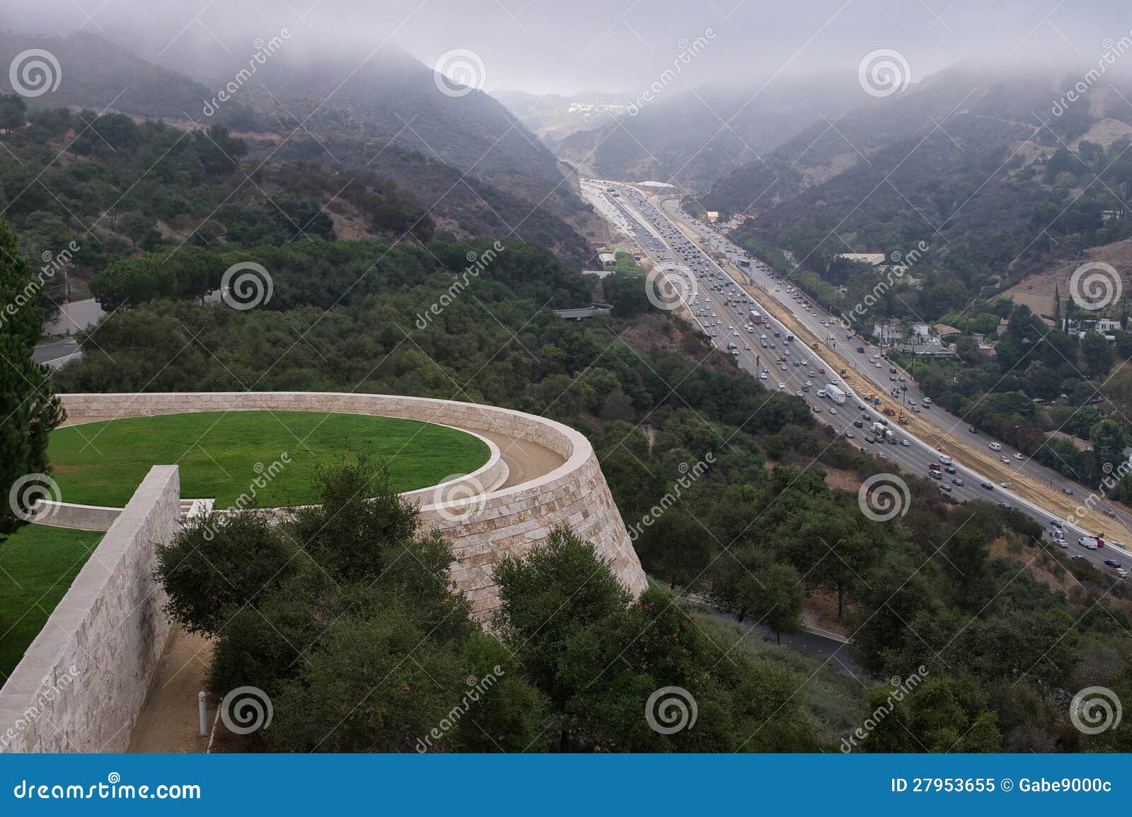 Getty Center Lawn and Freeway Editorial Image - Image of architecture ...