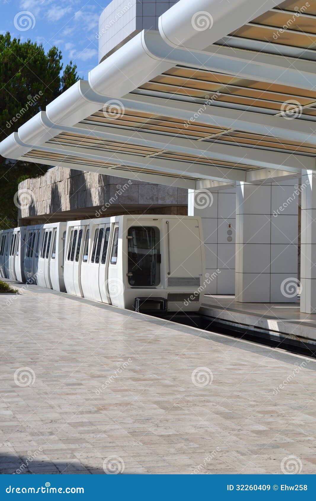 Getty Center Tram editorial stock image. Image of modern - 32260409