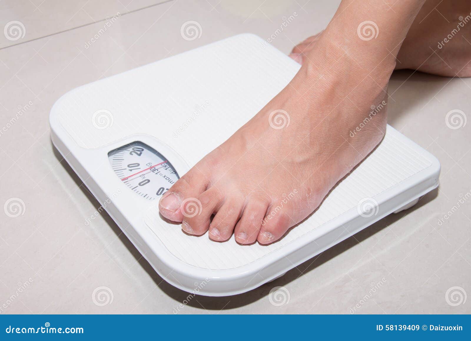 Gewogen stockbild. Bild von studio, messen, dünn, gesundheit - 58139409