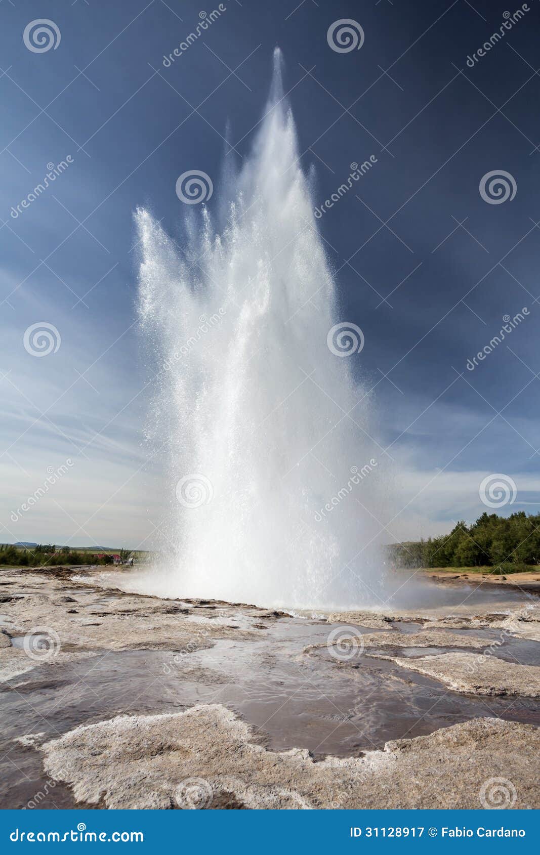 Geyser explosion stock image. Image of thermal, steam - 31128917