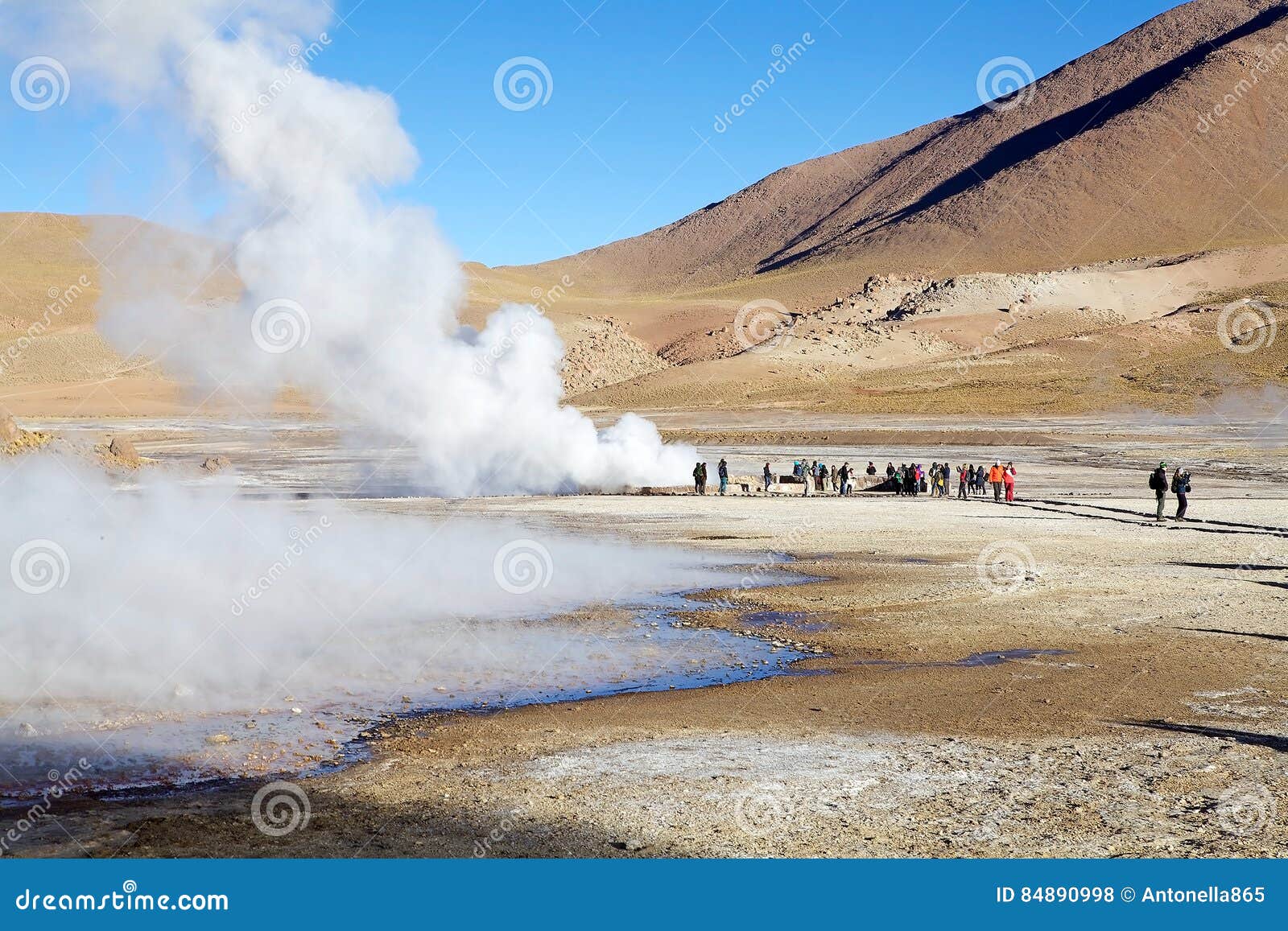 Geysire EL Tatio, Chile redaktionelles stockfoto. Bild von tourismus ...