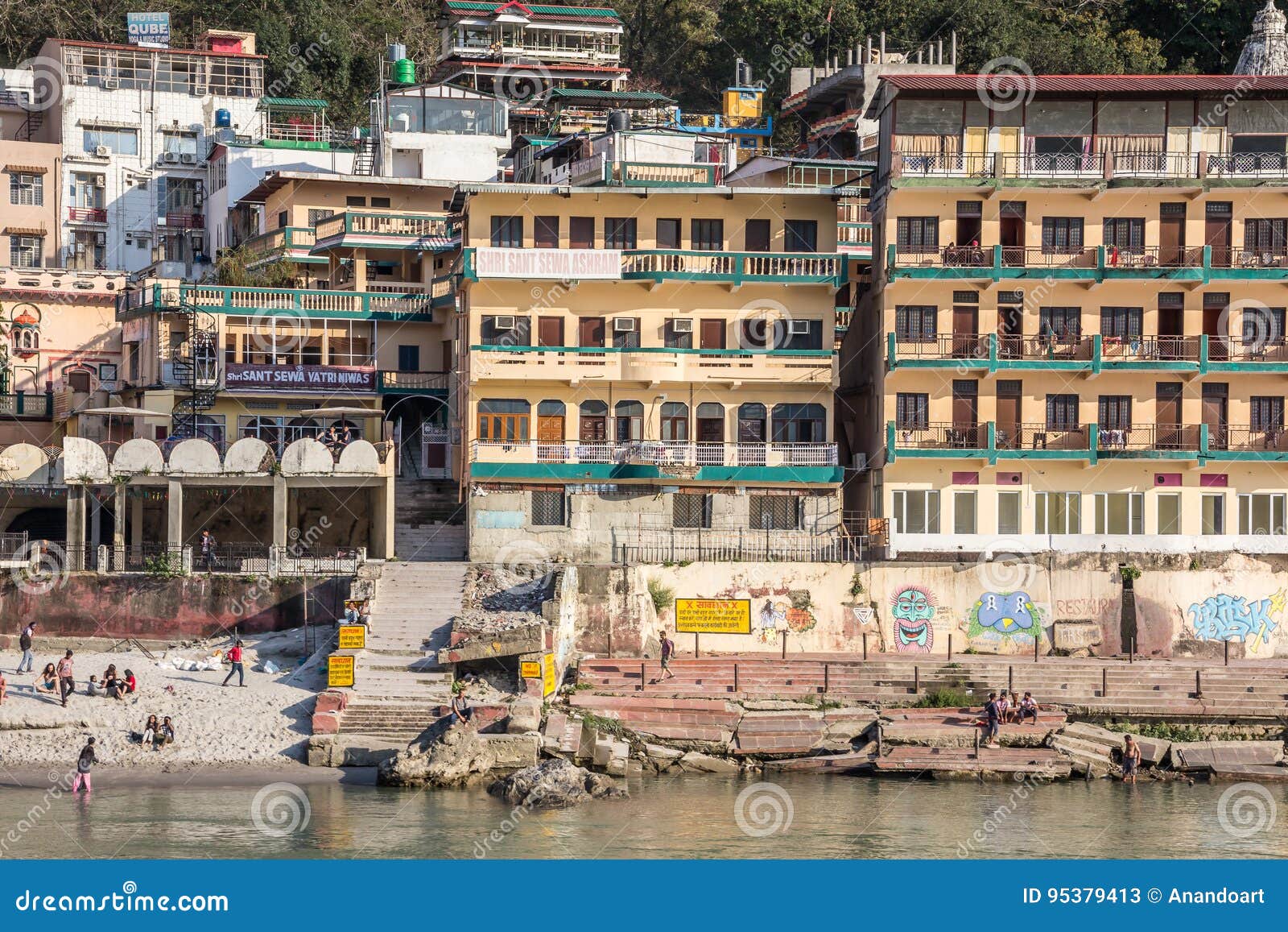 Ghats of Rishikesh editorial stock photo. Image of ganges - 95379413