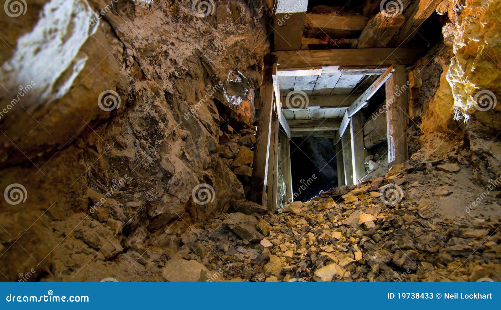 Collapsing Mine Tunnel Royalty-Free Stock Photography | CartoonDealer ...
