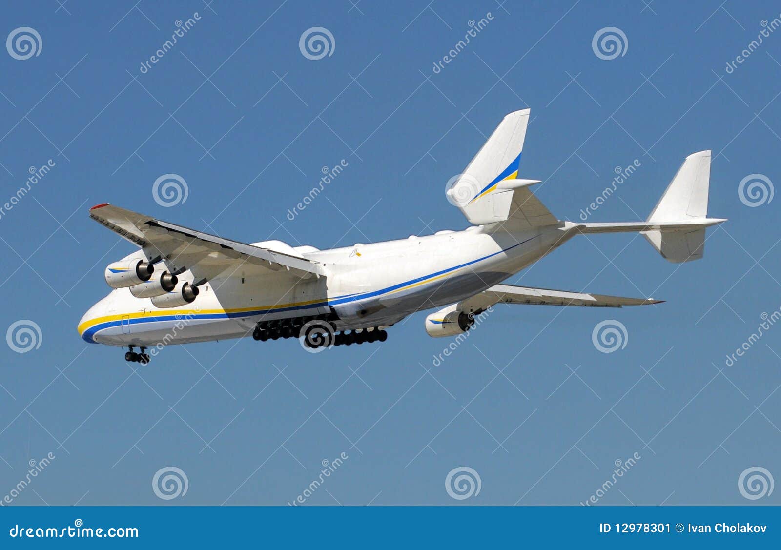 Giant airplane stock image. Image of airplane, heavy - 12978301