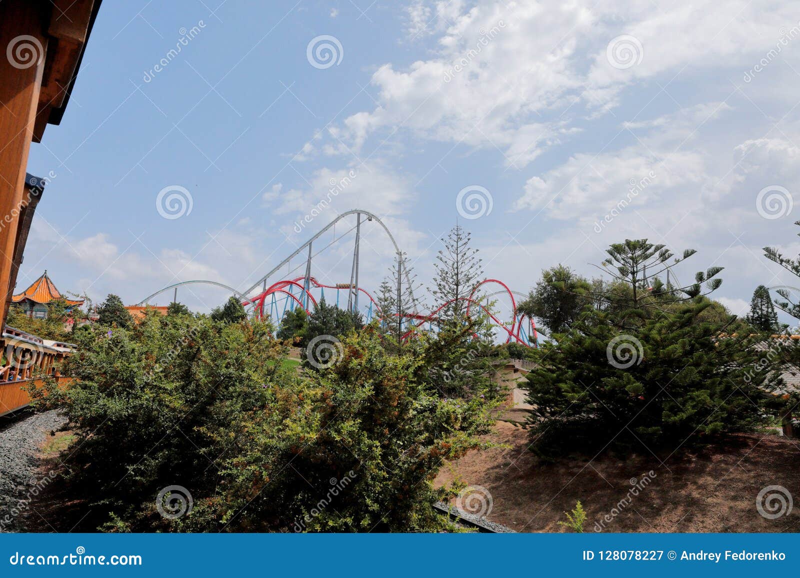 Giant Attraction `Roller Coaster`, Dead Loop, Barrel and Other ...