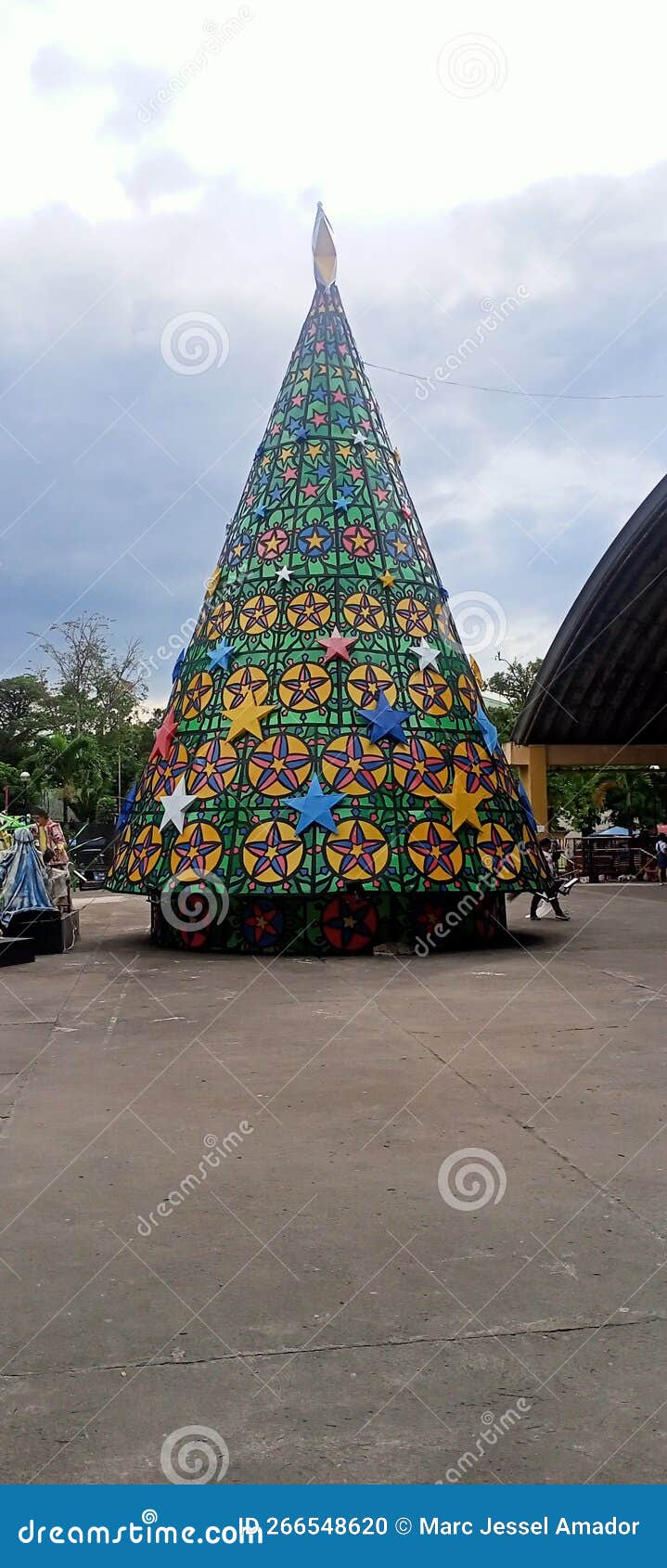 Giant Christmas Tree at Silay City,philippines Editorial Image - Image ...