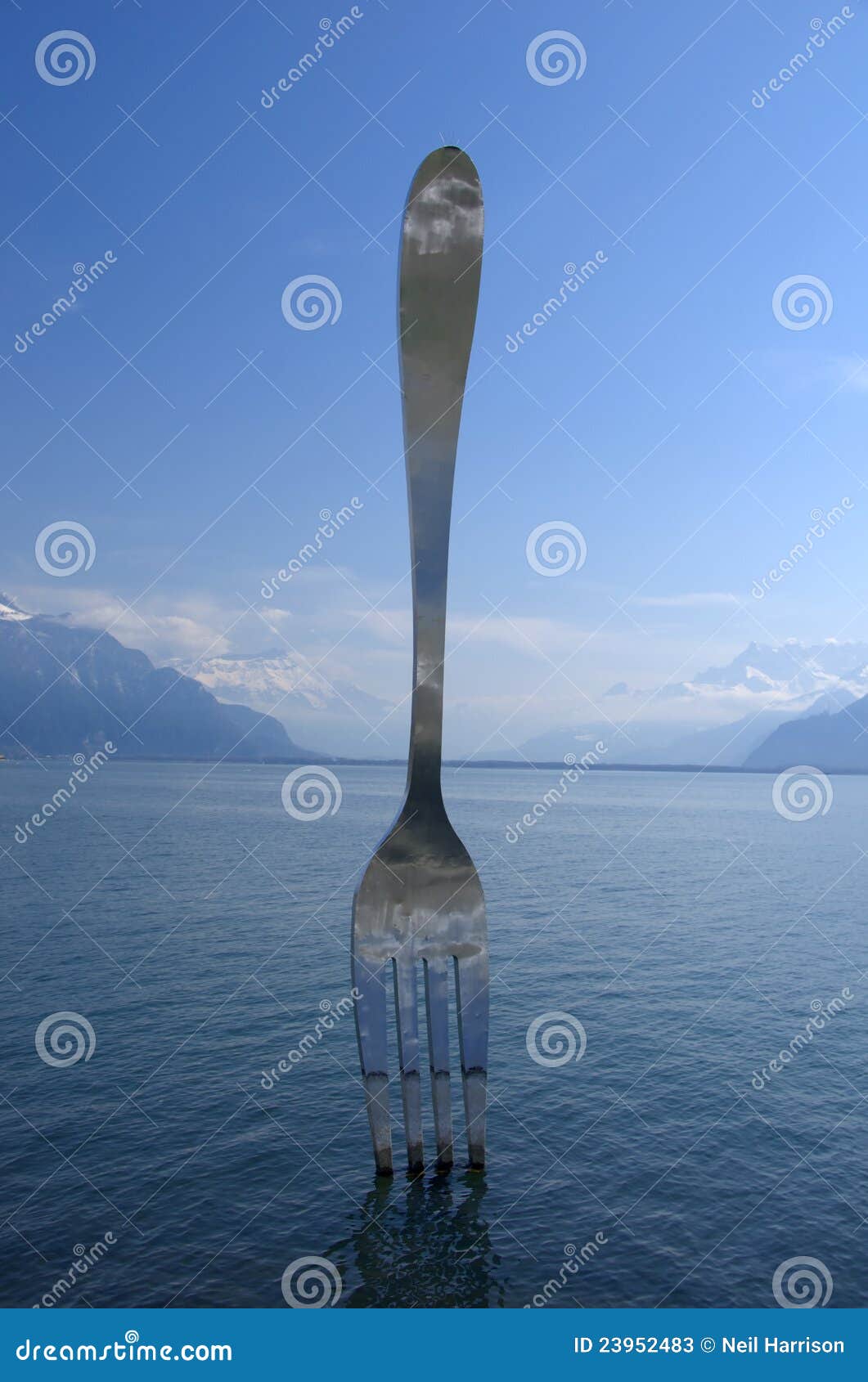 Giant fork editorial stock photo. Image of mountains - 23952483