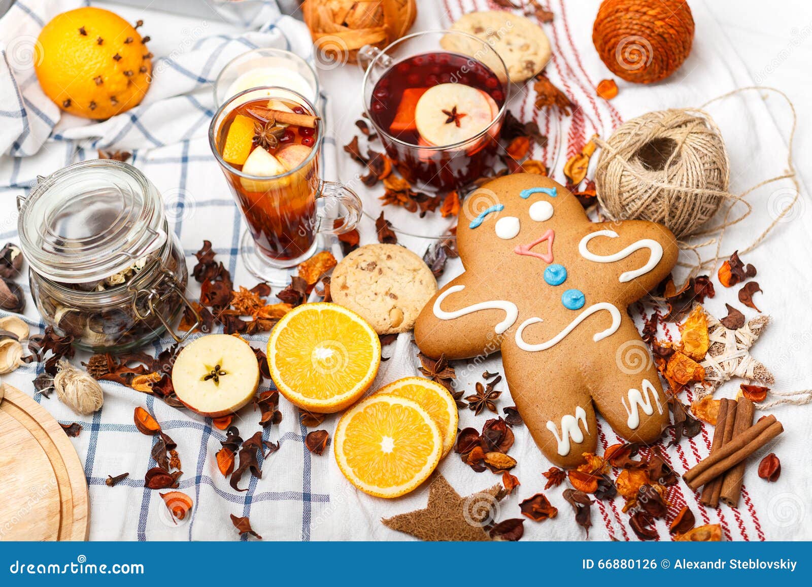 The giant gingerbread stock photo. Image of cinnamon - 66880126