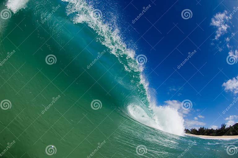 Giant hollow wave stock photo. Image of oahu, break, hawaii - 4034270