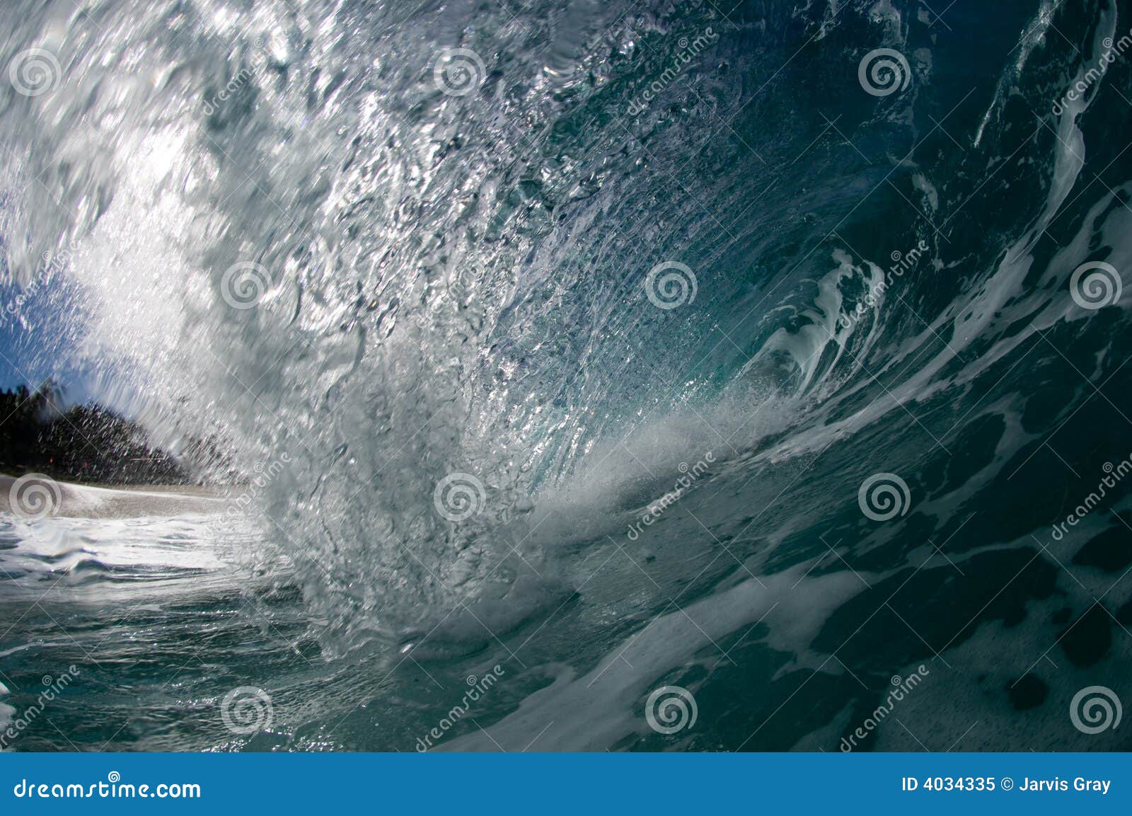 Giant hollow wave stock image. Image of shore, maui, hawaii - 4034335