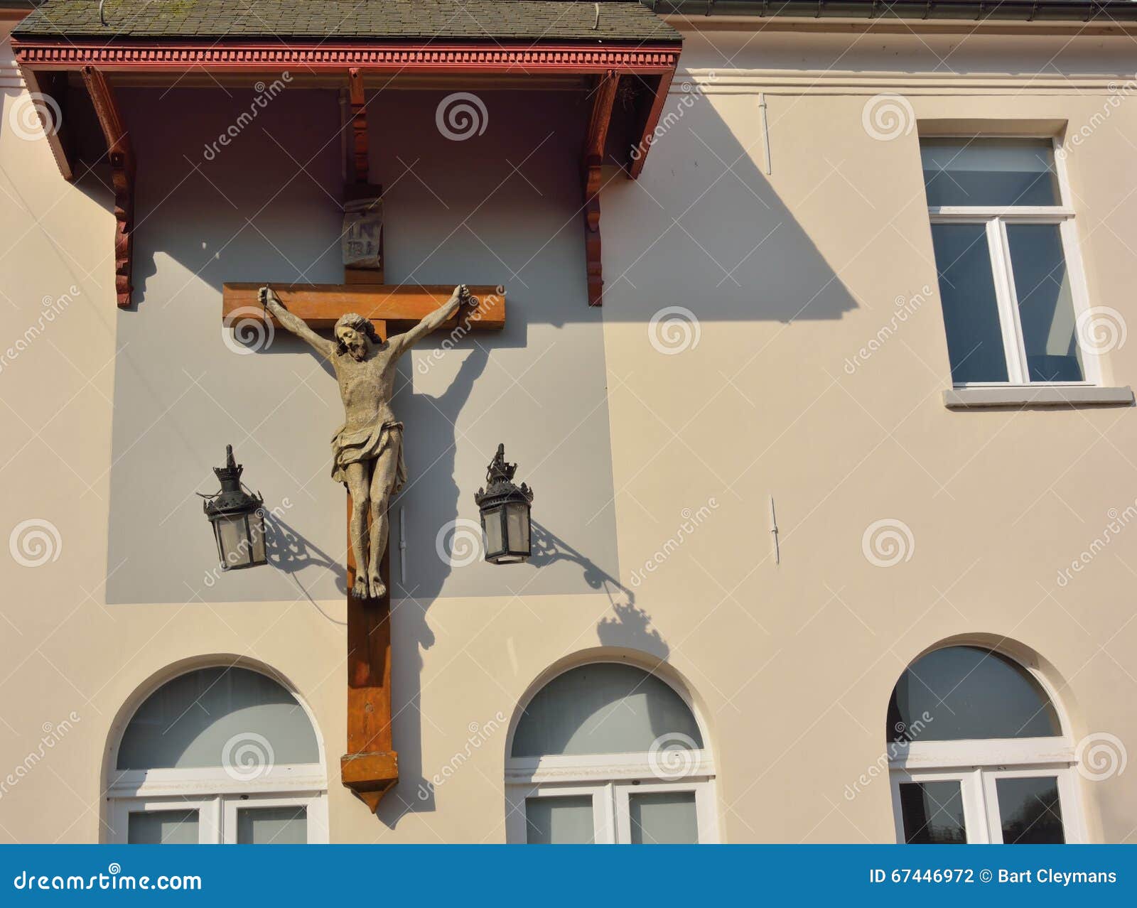 Giant Jesus Hanging on the Cross Stock Photo - Image of wall, outside ...