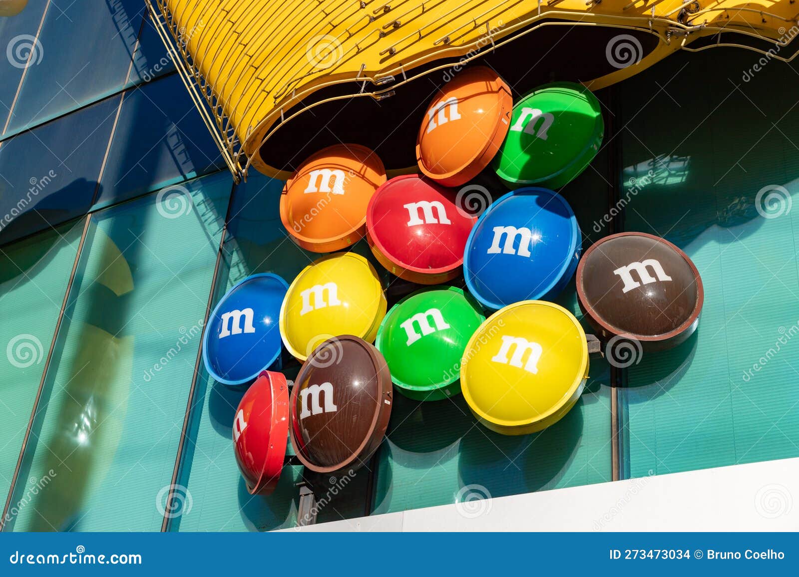 Giant M&M s editorial stock image. Image of vegas - 273473034