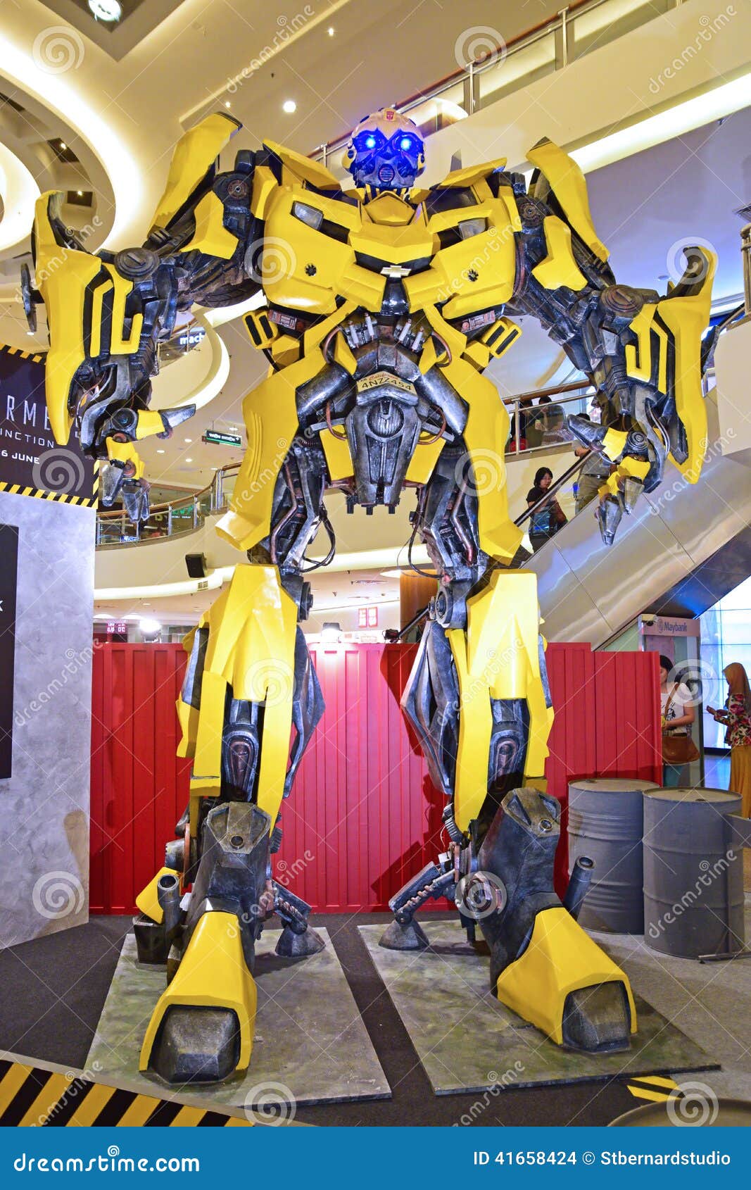 Giant Model of Bumblebee from Transformers Editorial Stock Image ...