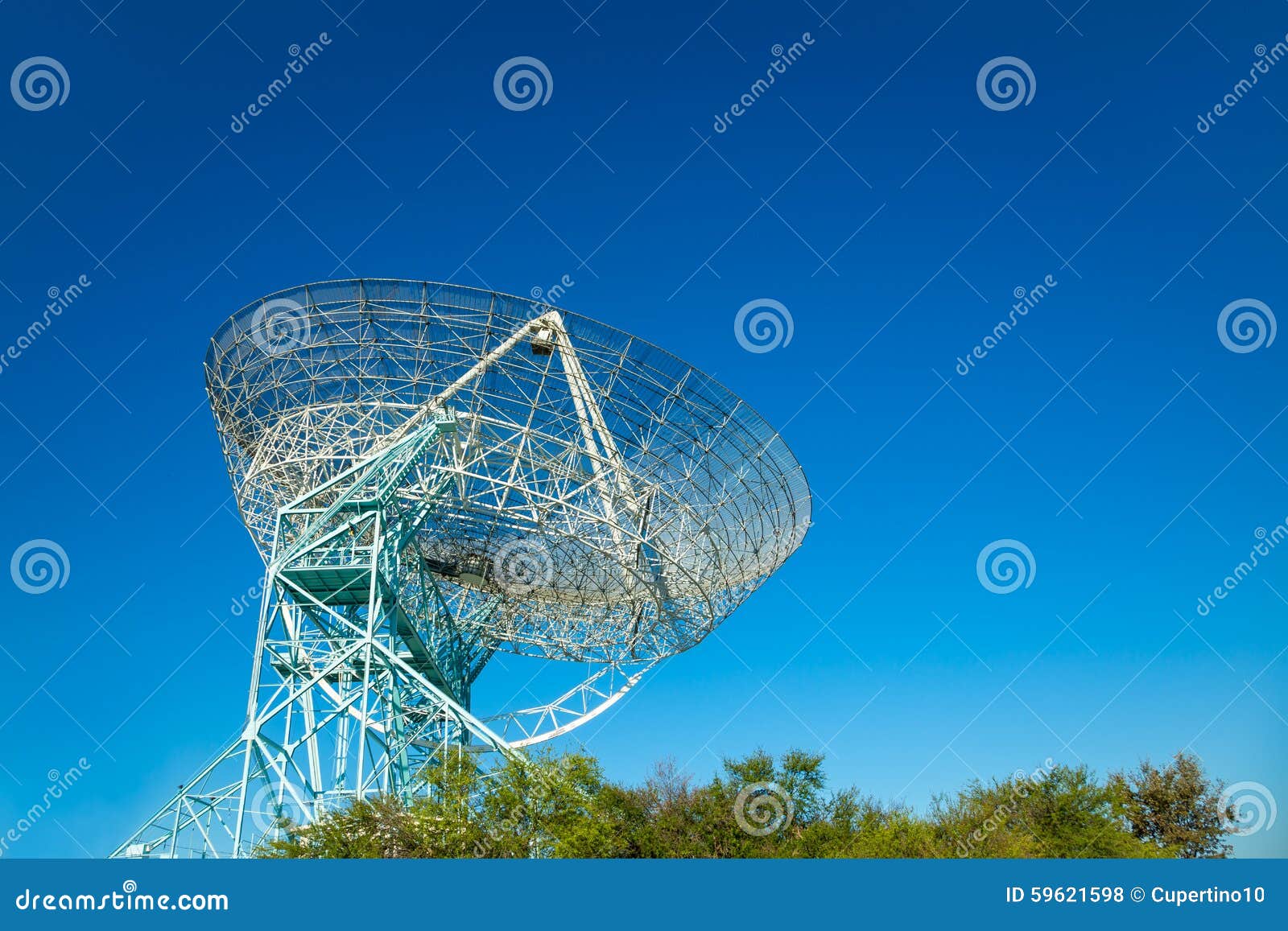 Giant Radio Telescope Stock Photo | CartoonDealer.com #59621598