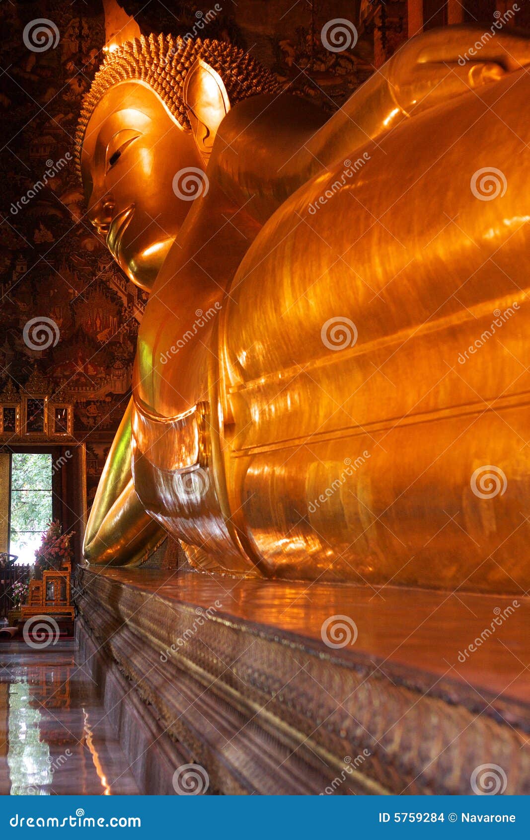 Giant Reclining Buddha stock photo. Image of indoor, benevolent - 5759284
