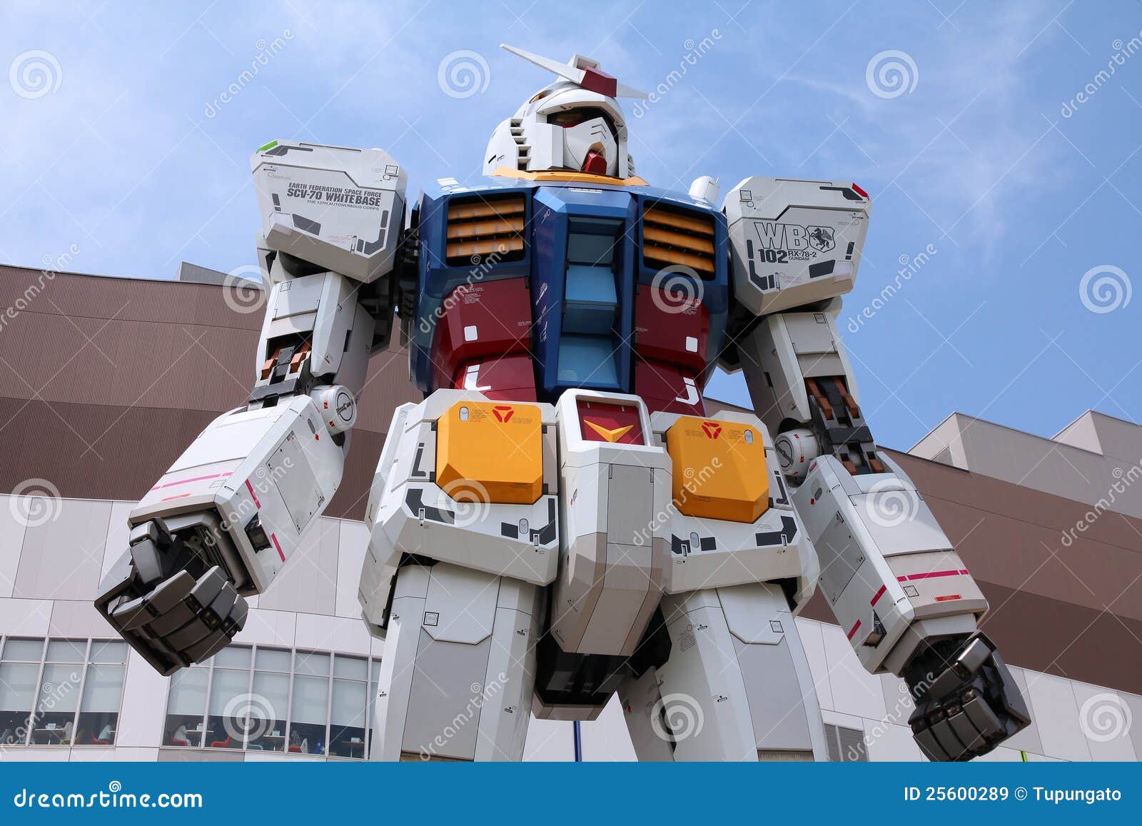 Giant robot editorial stock image. Image of gundam, giant - 25600289