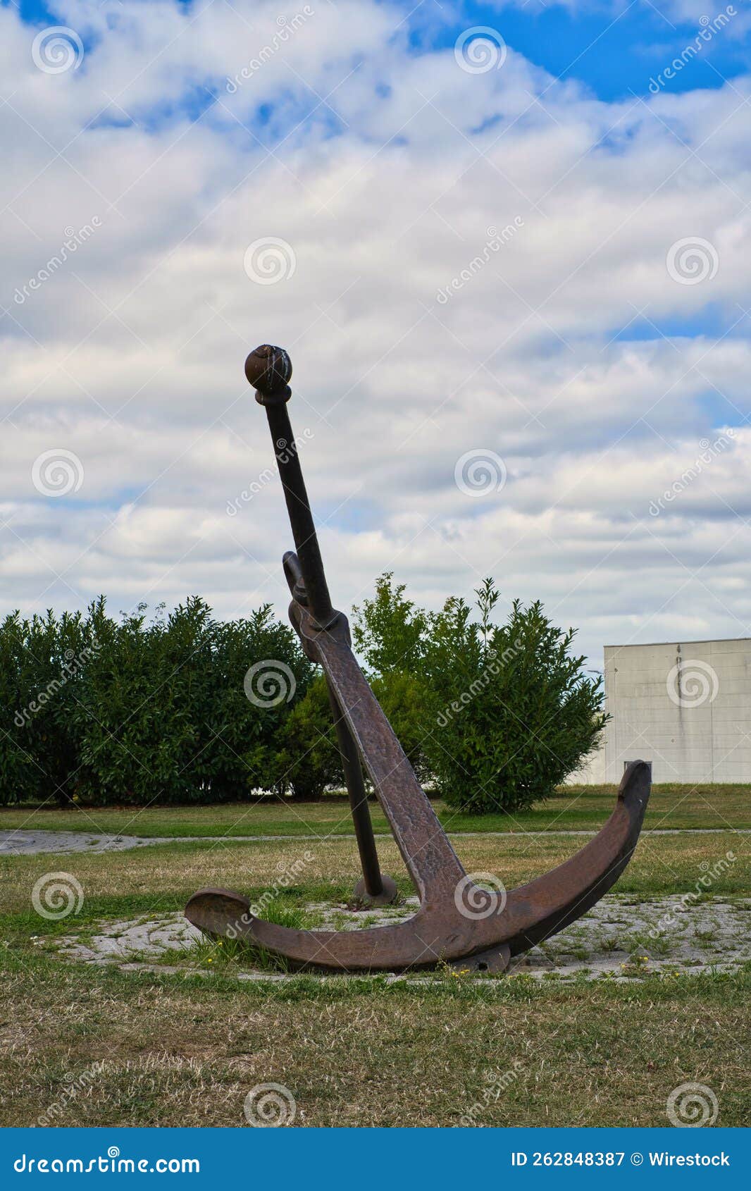 Giant Ship Anchor on the Field Editorial Photography - Image of water ... Giant Ship Anchor on the Field Editorial Photography - Image of water ...