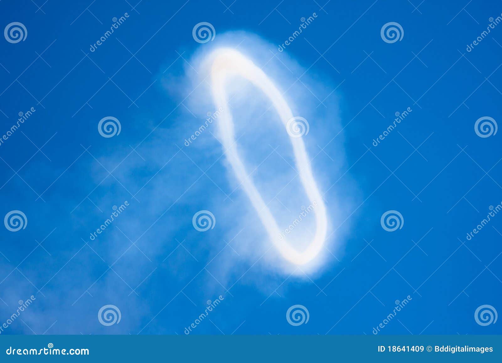 Giant Smoke Ring stock image. Image of white, ring, pattern - 18641409