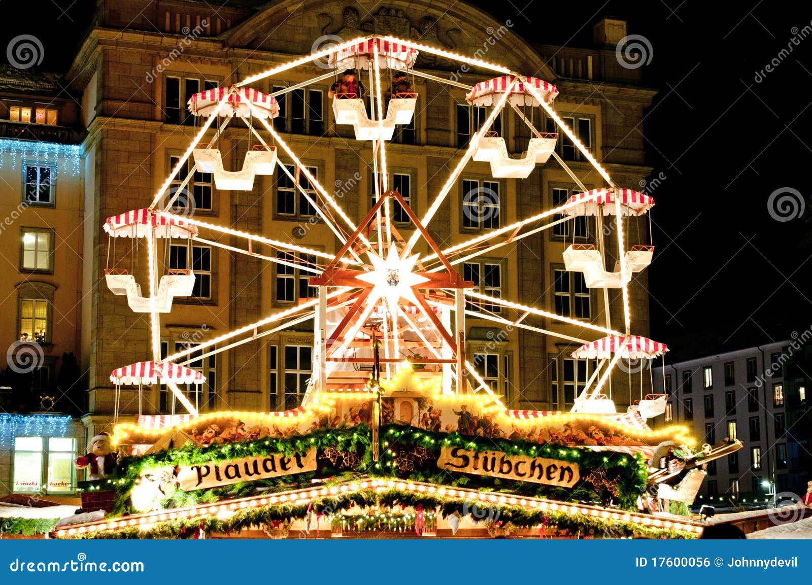 Giant Wheel at Christmas Market Stock Photo - Image of fast, move: 17600056