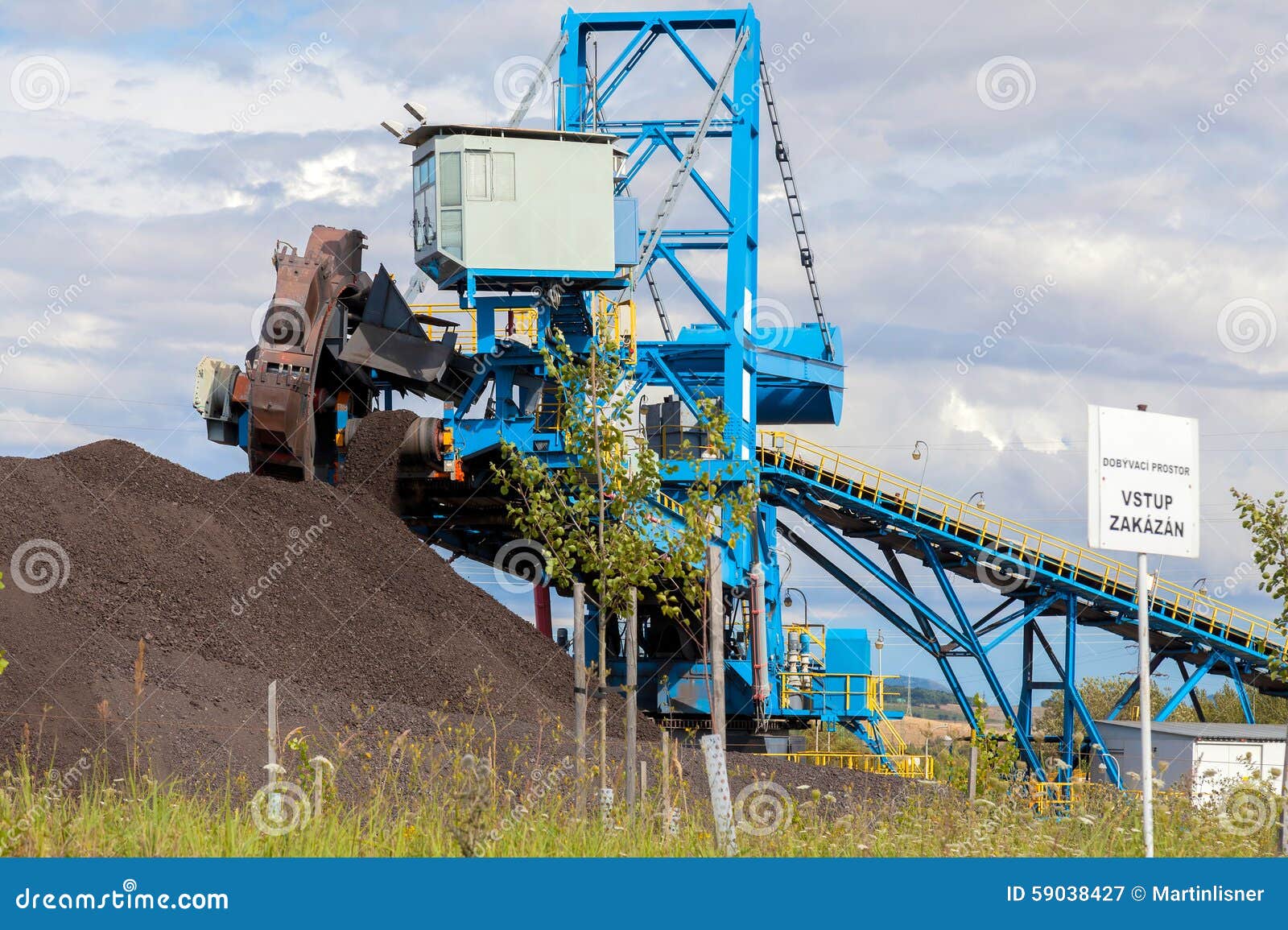 A Giant Wheel Excavator in Brown Coal Mine Stock Image - Image of ...