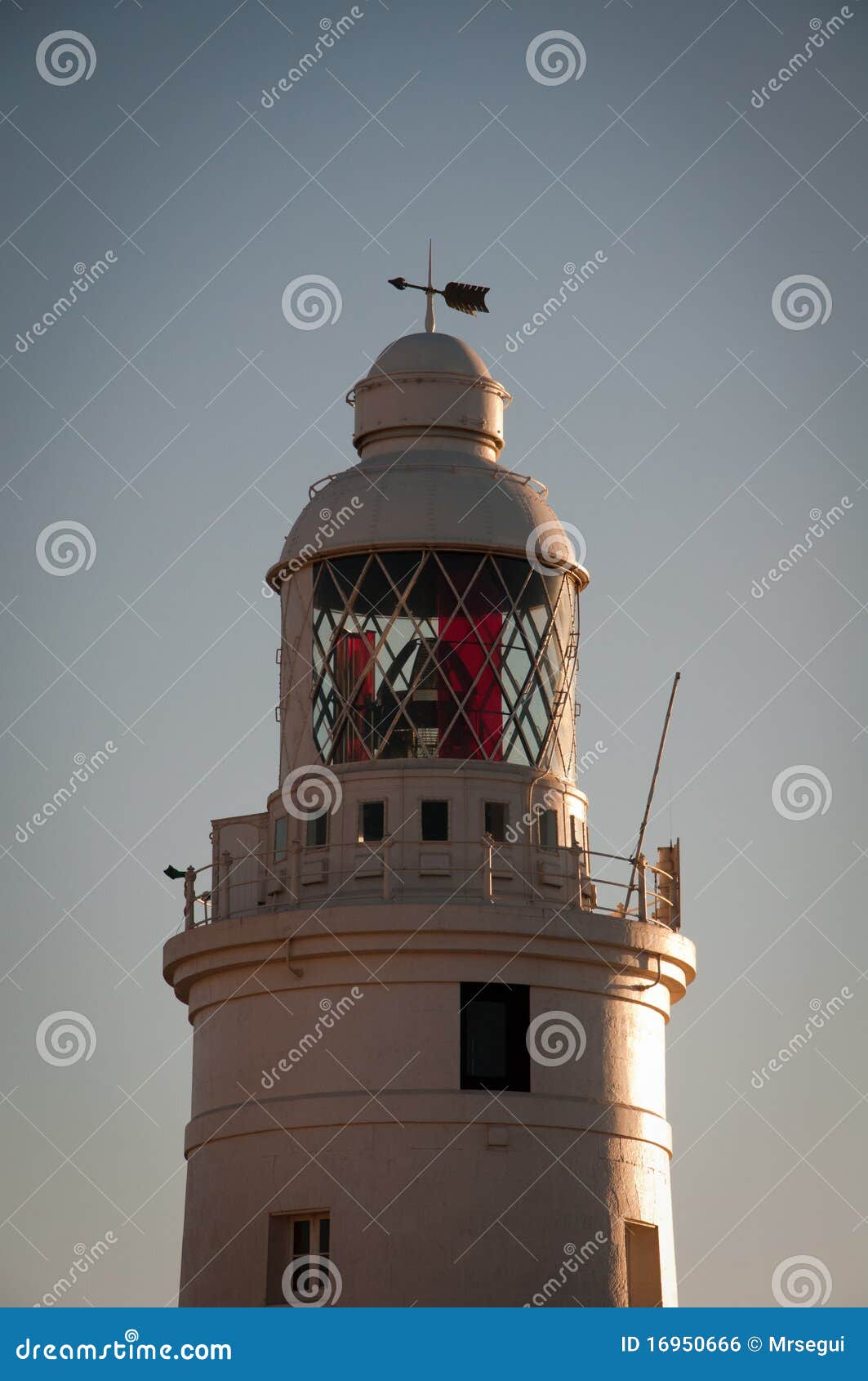 Gibraltar fyrtorn arkivfoto. Bild av haveri, gibraltar - 16950666