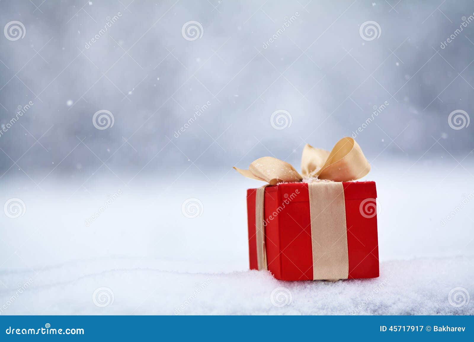 Gift Box in the Snow Outdoors Stock Image - Image of decoration ...