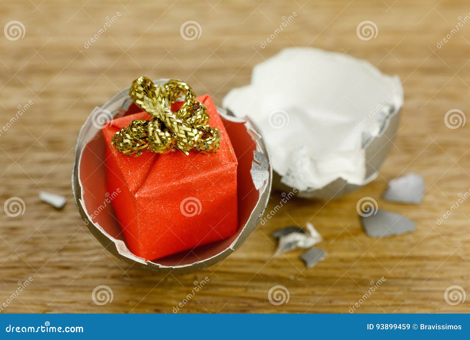 Gift Box Surprise Concept, Open Egg Shells Symbol of Born Stock Image ...