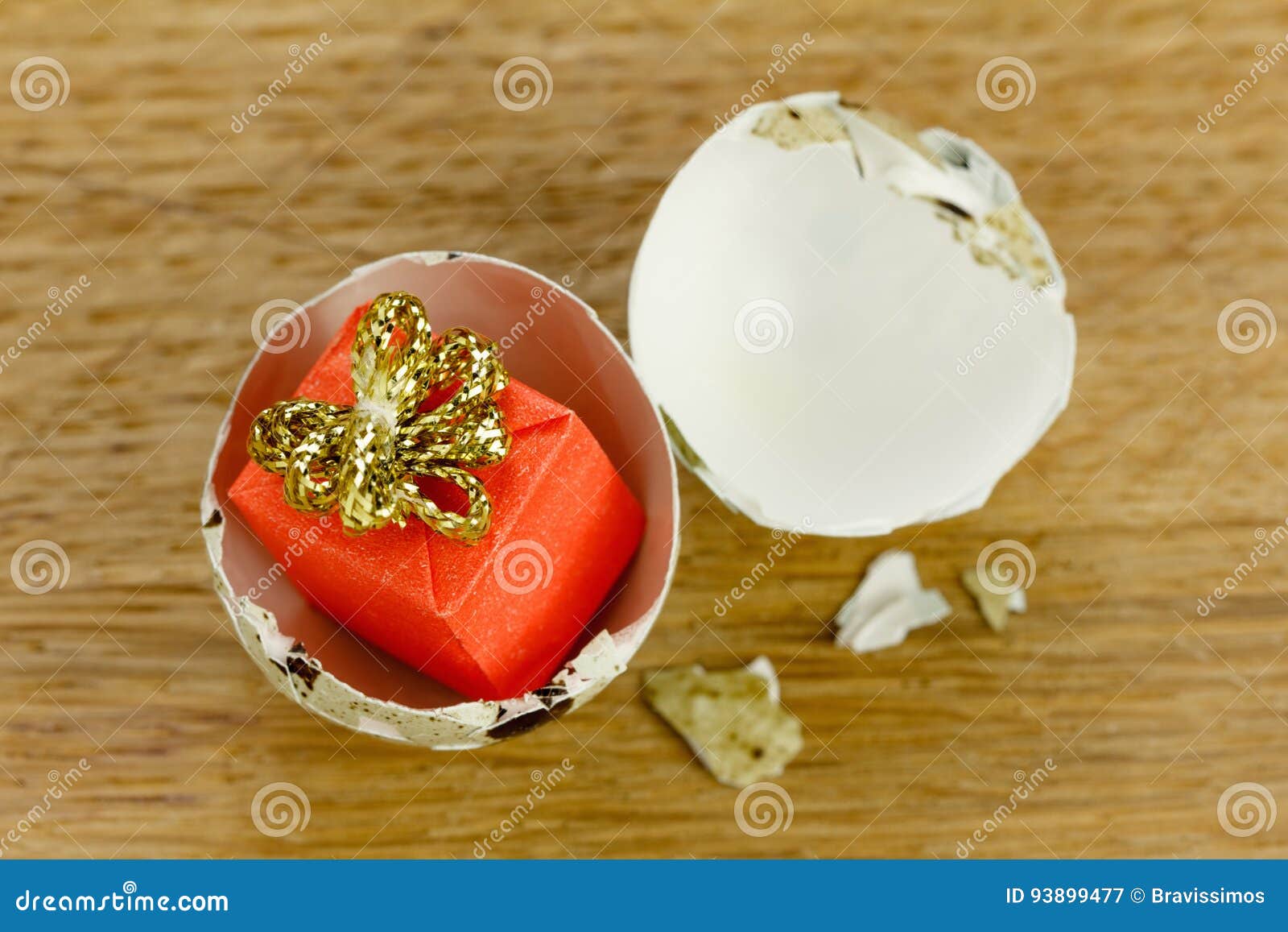 Gift Box Surprise Concept, Open Egg Shells Symbol of Born Stock Image ...