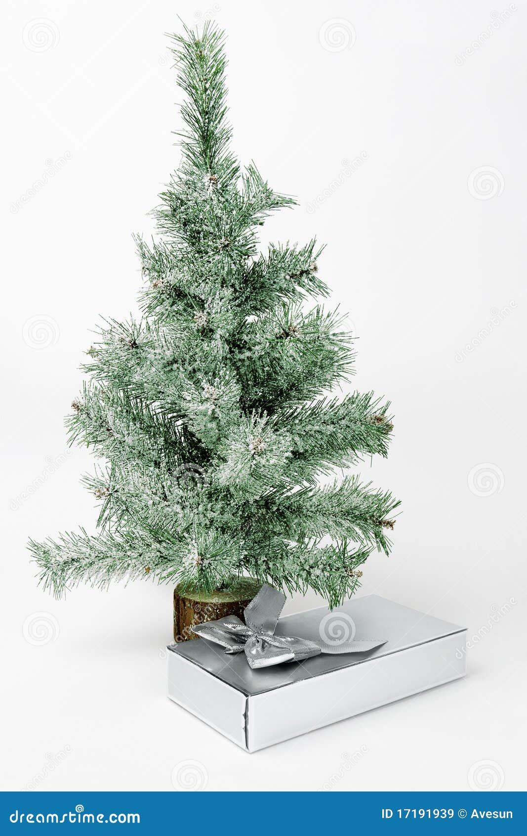 Gift box under fir tree stock image. Image of abstract - 17191939