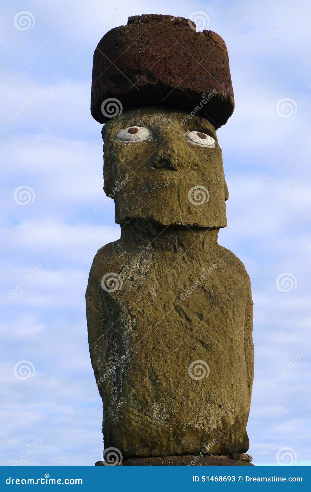 Gigante Moai De La Isla De Pascua Imagen de archivo - Imagen de azul ...