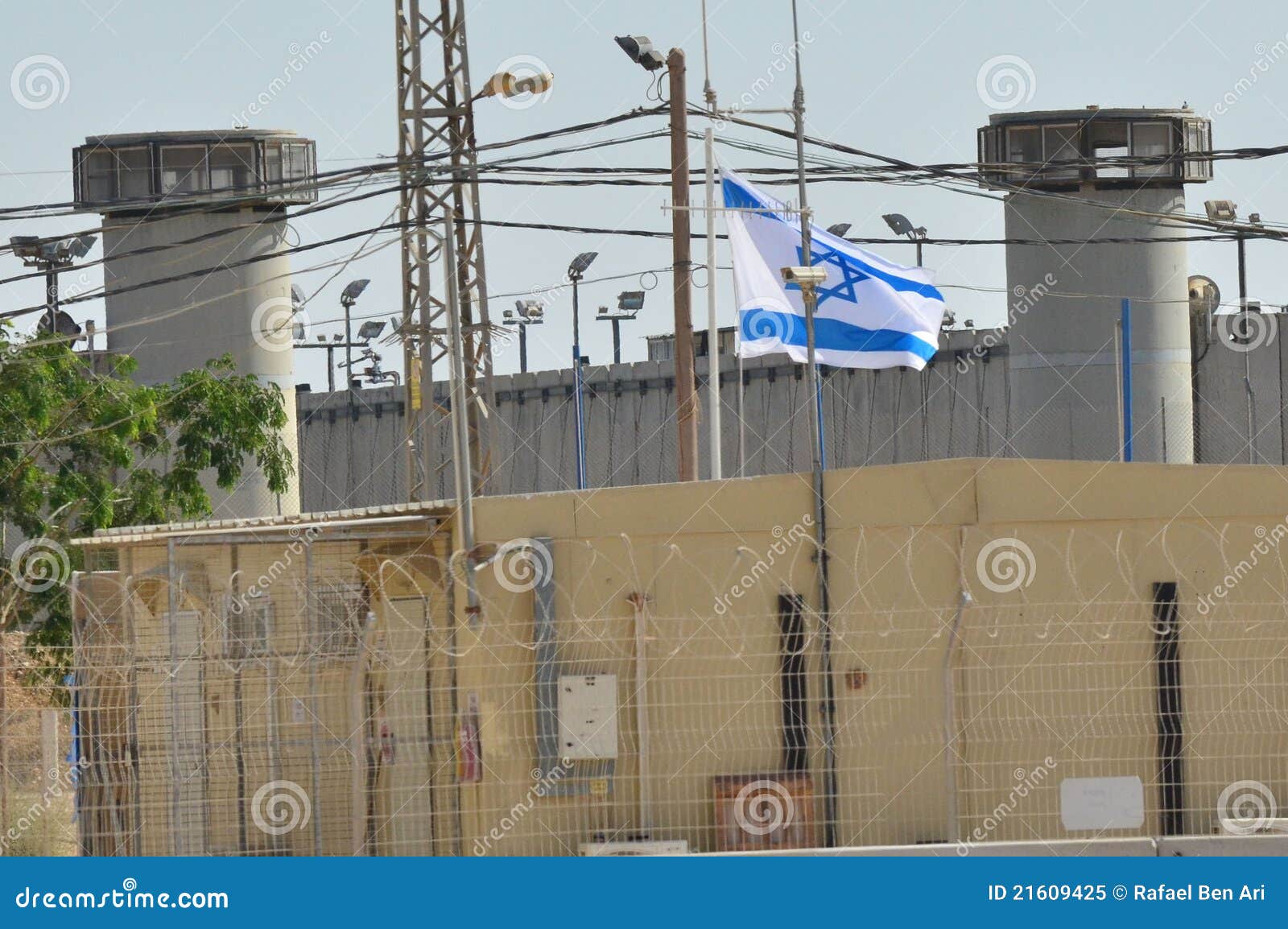 Gilad Shalit Deal editorial image. Image of schalit, guard - 21609425
