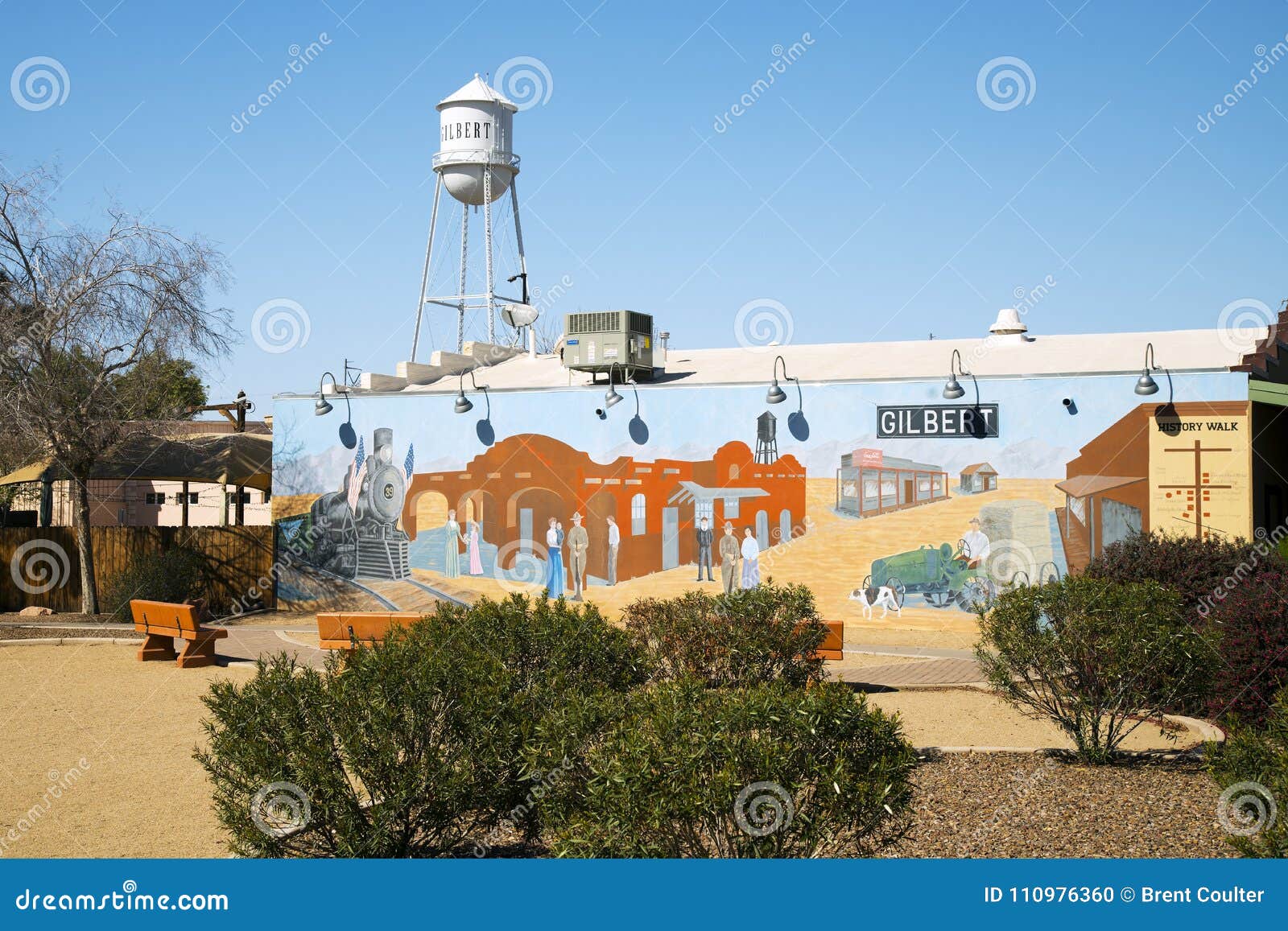 Gilbert Water Tower editorial image. Image of water - 110976360