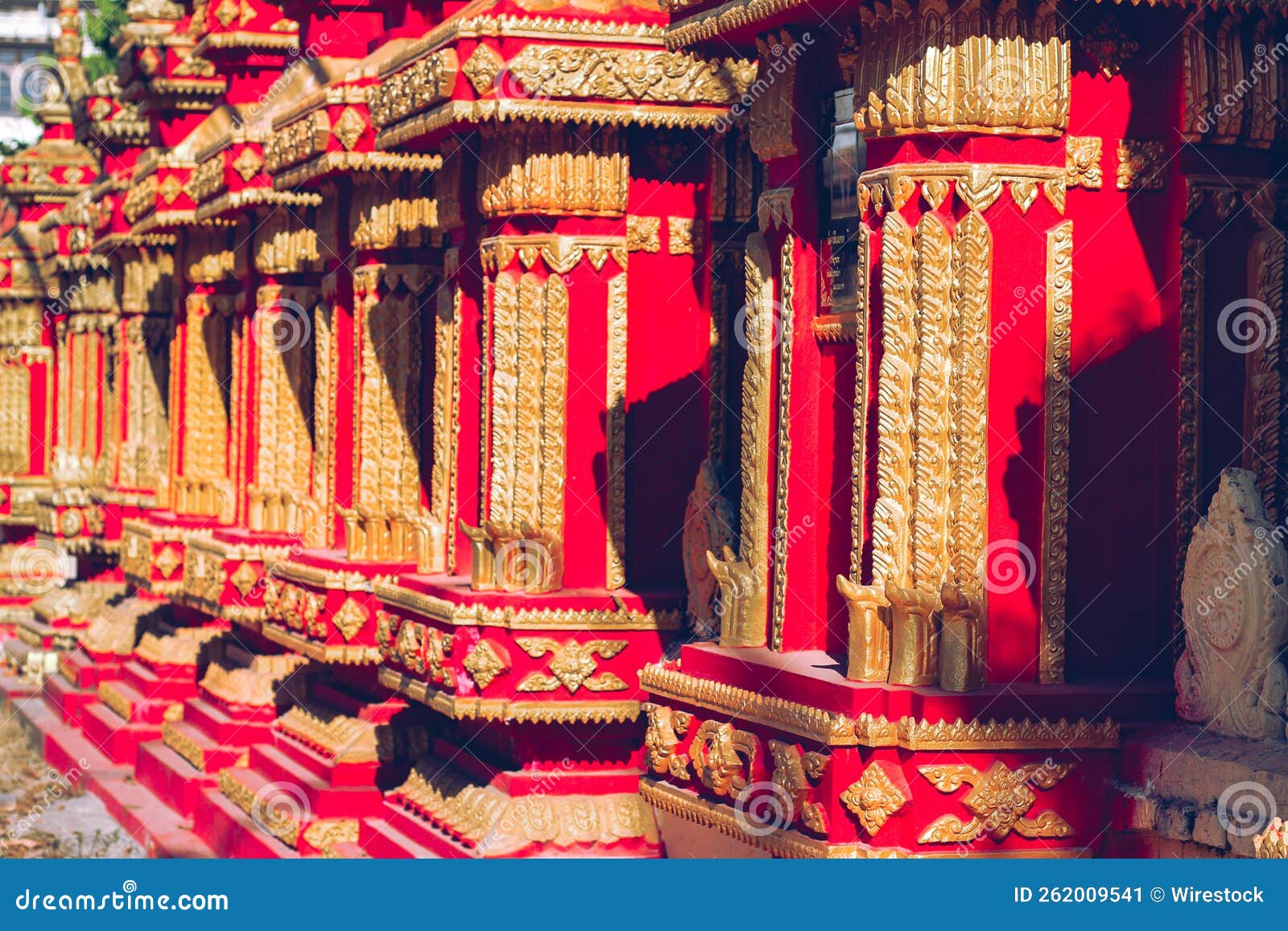 Gilded Gold and Red Pillars of a Chinese Temple Stock Image - Image of ...
