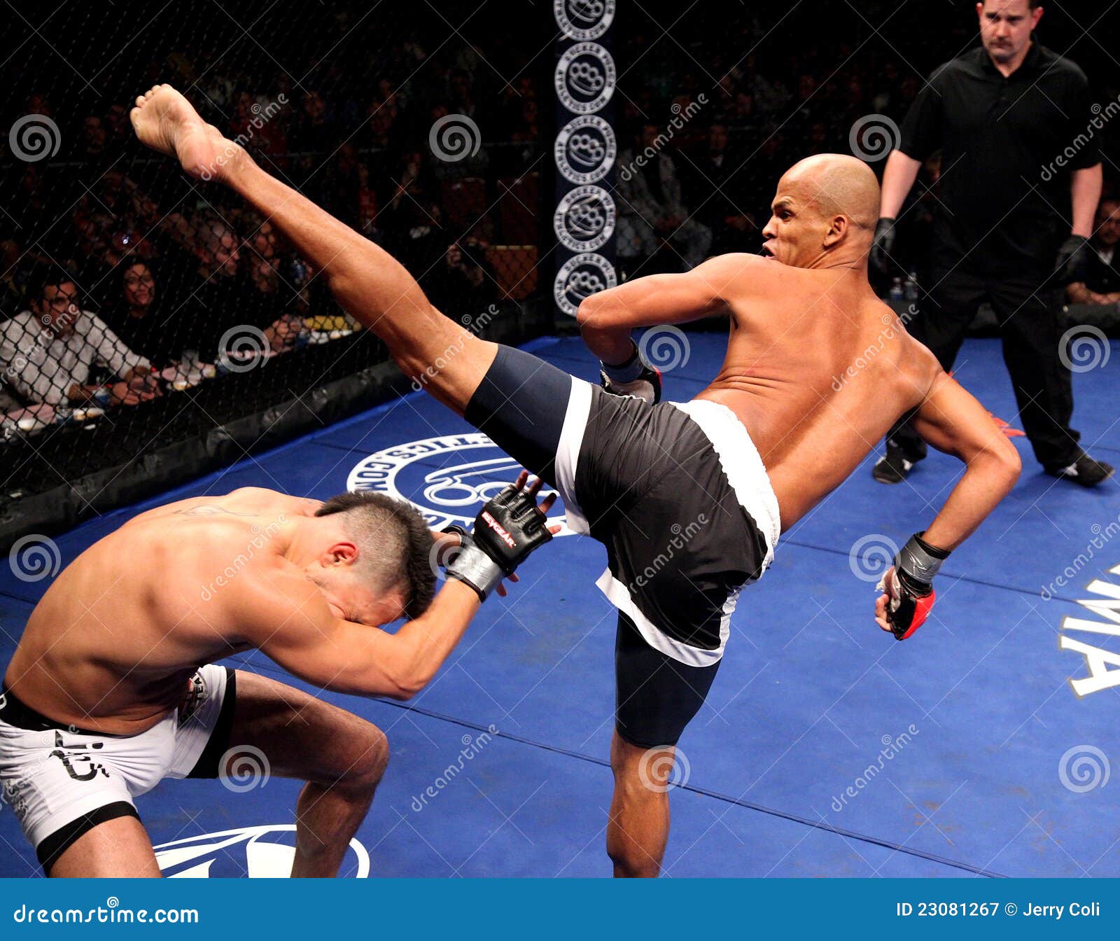 Gilvan Santos v. Rob Costa editorial photography. Image of costa - 23081267