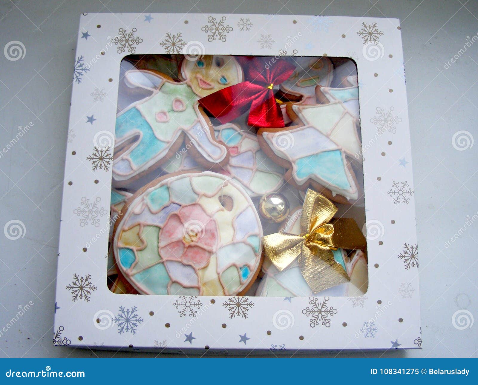 Ginger cookies in a box stock image. Image of fragrant - 108341275