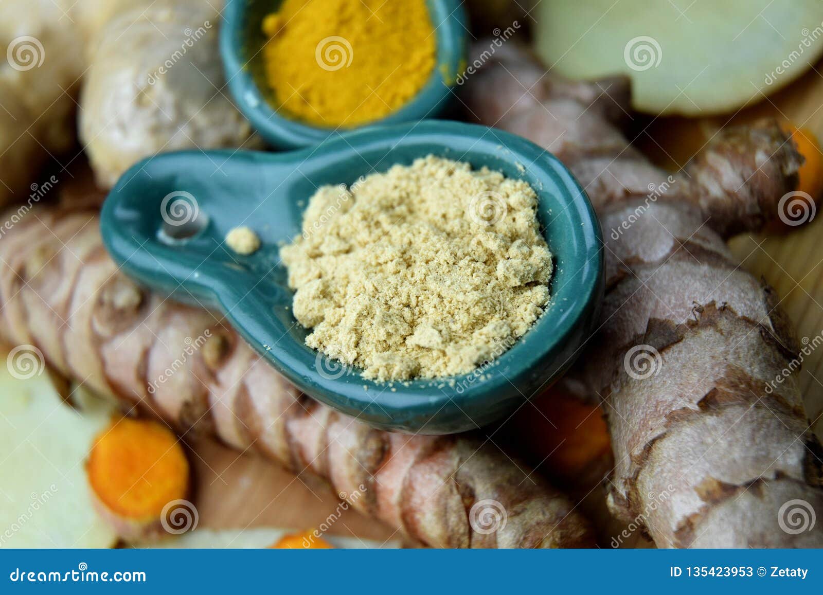 Ginger and Curcumin Spice Powder Root Slice Stock Image - Image of ...