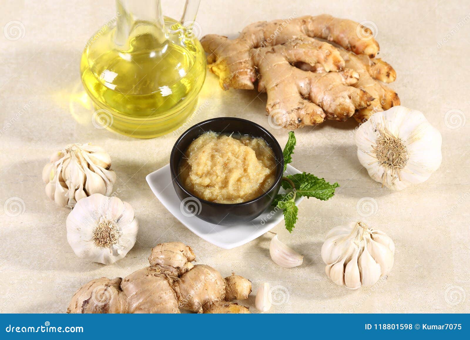 Ginger Garlic Paste with Mortar and Pestle Stock Photo - Image of lime ...