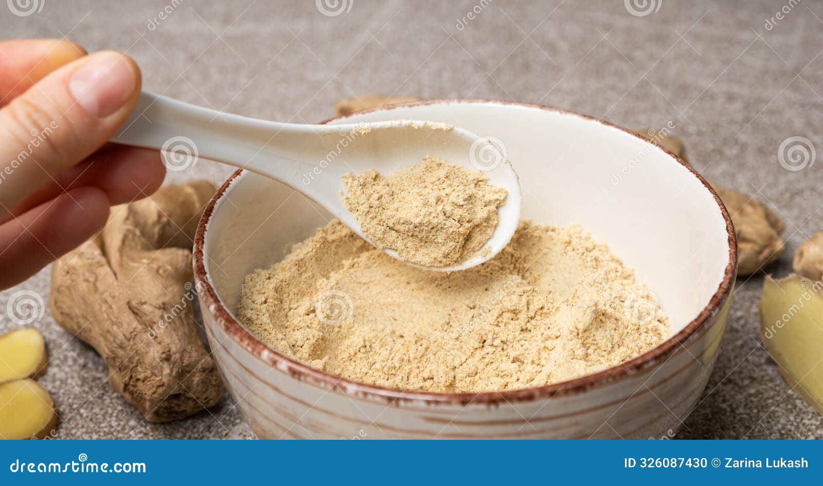 Ginger Powder, Ground Ginger Root, Stock Photo - Image of plant, banner ...