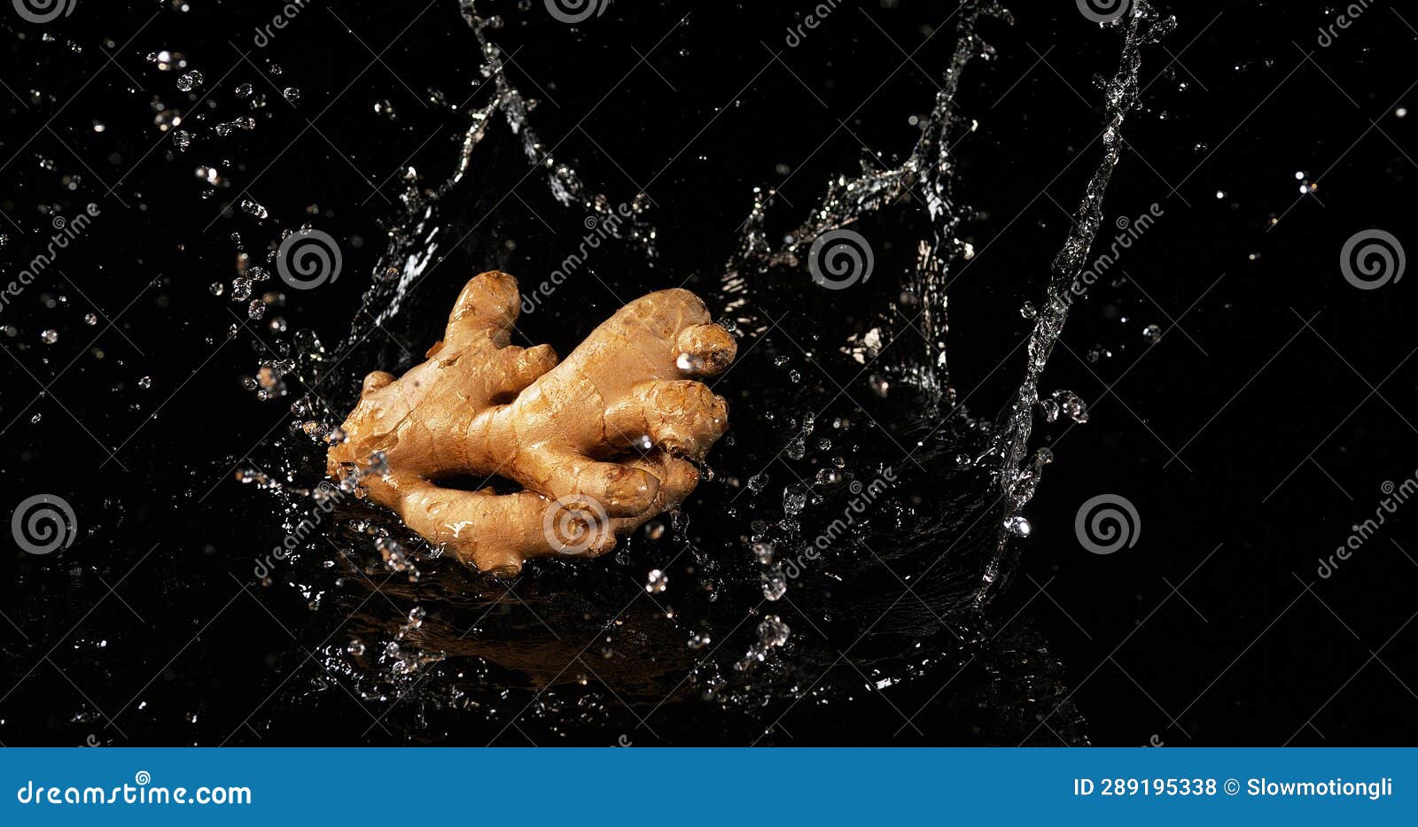 Ginger, Zingiber Officinale, Root Falling in Water on Black Background ...