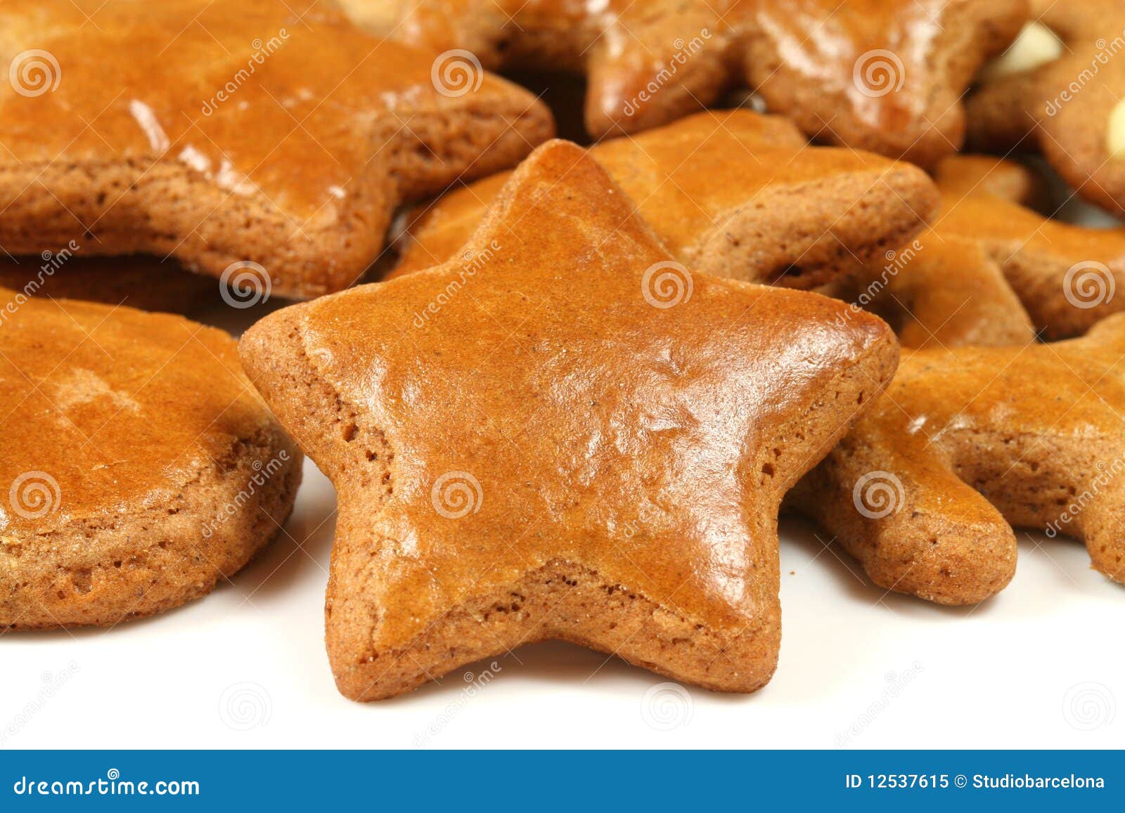 Gingerbread cookies - star stock image. Image of spicy - 12537615