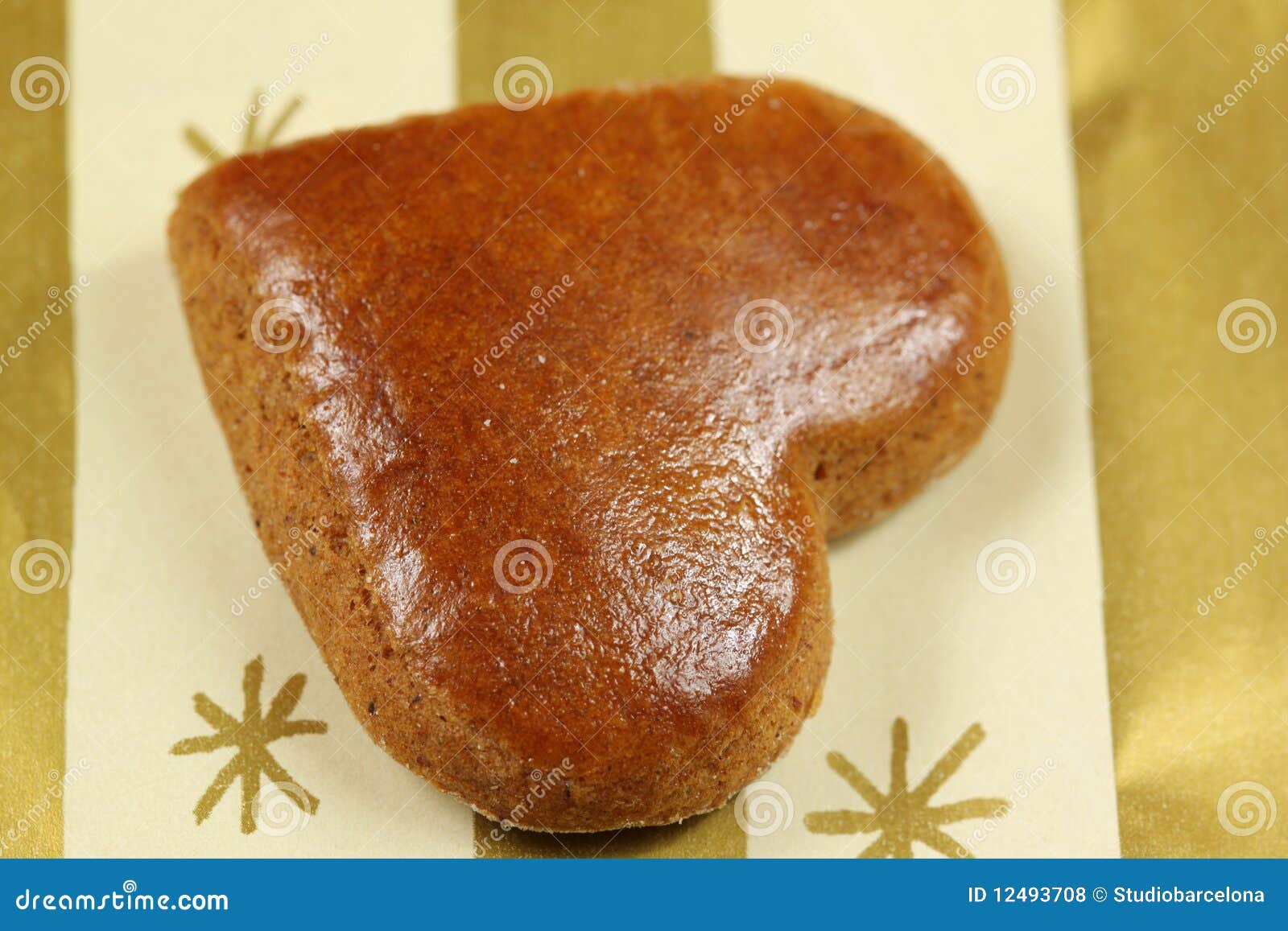 Gingerbread heart stock photo. Image of honey, gingerbread - 12493708