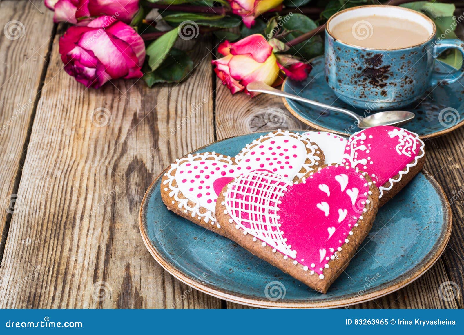 Gingerbread Heart with Icing To Valentinov Day Stock Image - Image of ...