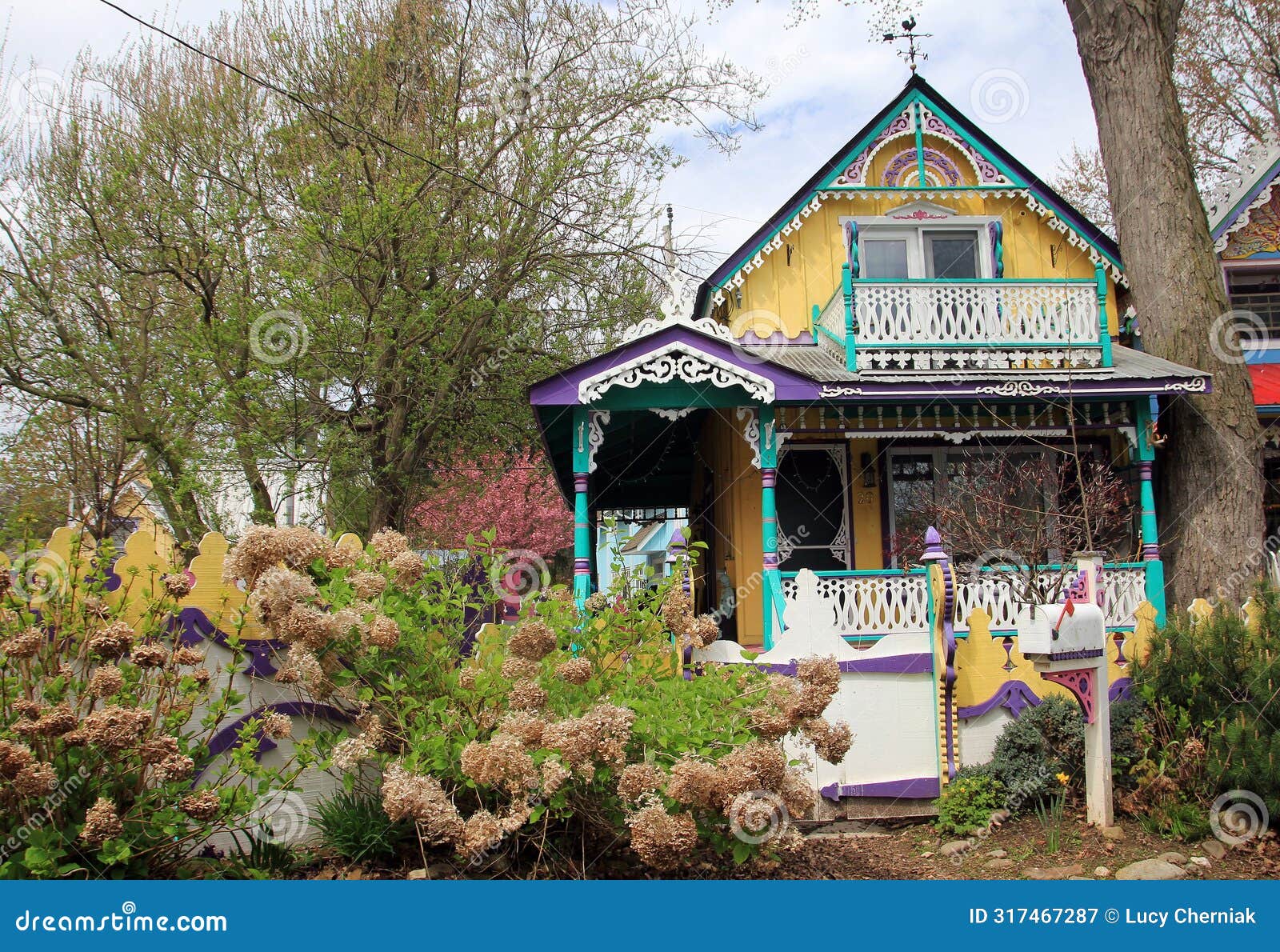 "Gingerbread House" Editorial Photography - Image of canada, decoration ...