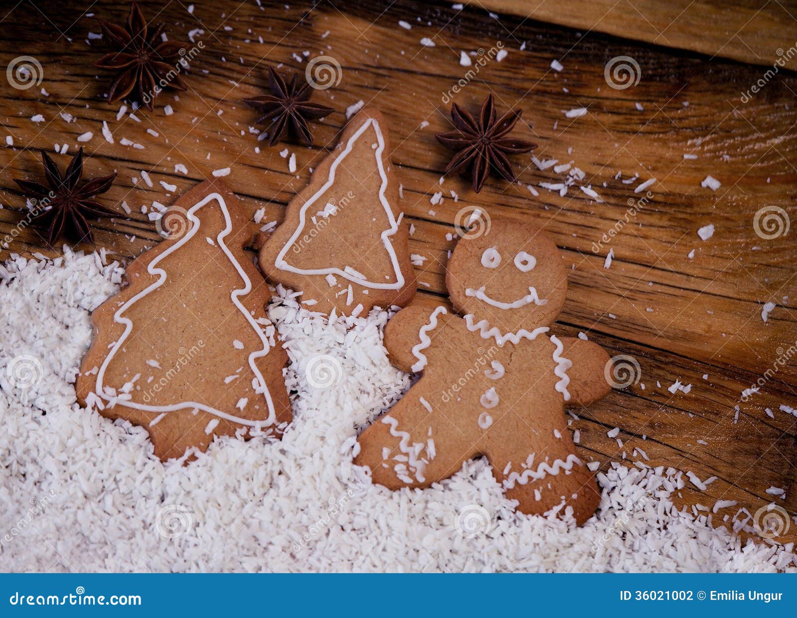 Gingerbread Man, Winter Setting Stock Photo - Image of star, biscuit ...