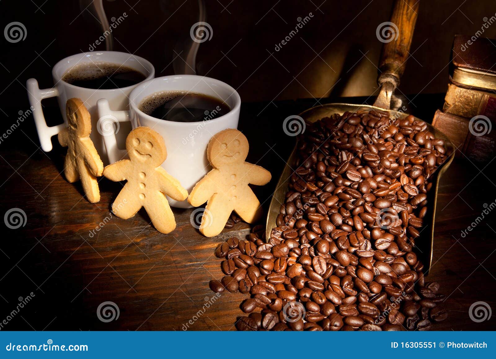 Gingerbread men and coffee stock image. Image of aroma - 16305551