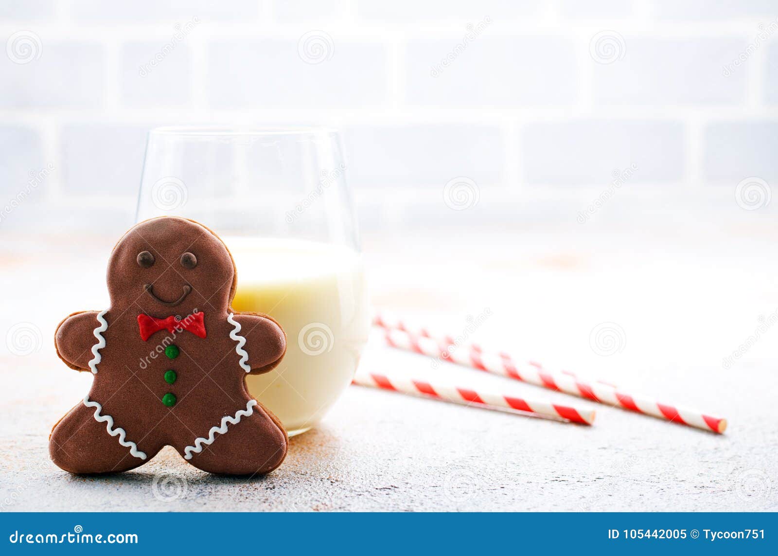 Gingerbread with milk stock image. Image of bottle, decoration - 105442005