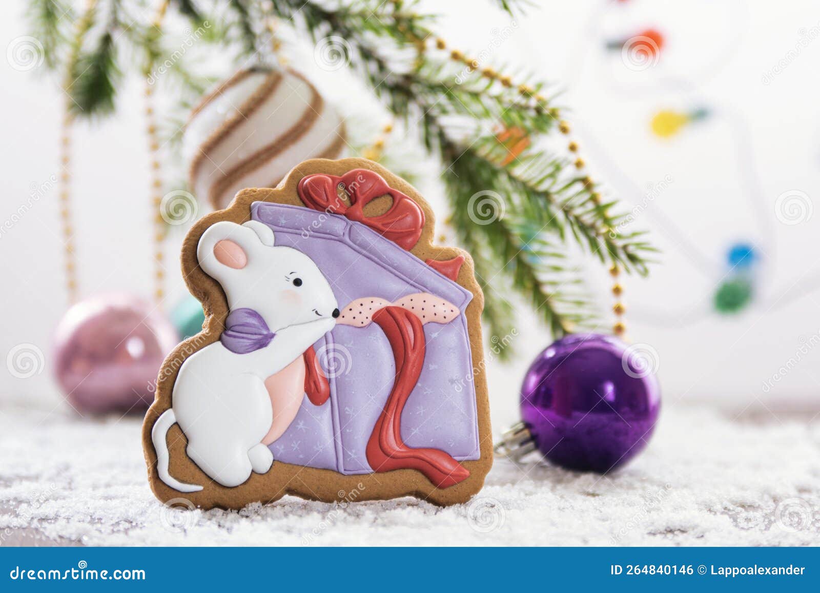 Gingerbread with Mouse Pattern Glaze Stock Photo - Image of celebration ...