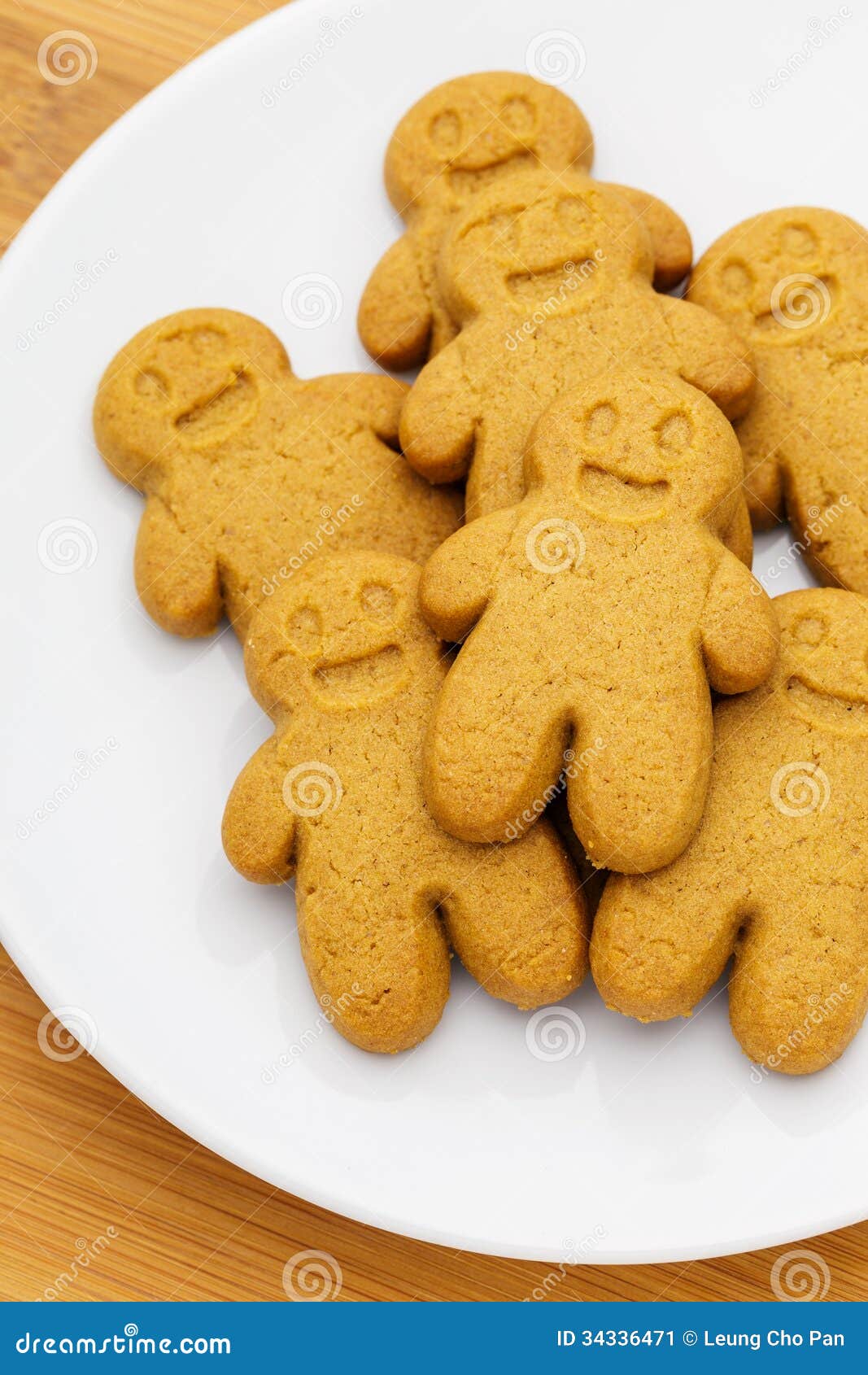 Gingerbread on plate stock image. Image of seasonal, plate - 34336471